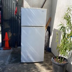 CHEAP WHIRLPOOL REFRIGERATOR for Sale in Los Angeles CA OfferUp