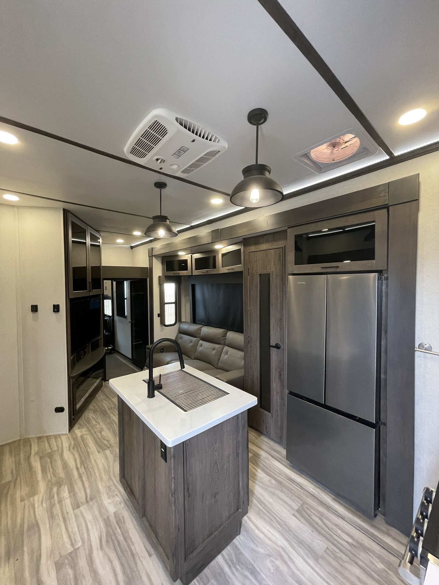 2022 Alliance Valor 42V13 for Sale in Phoenix, AZ - OfferUp