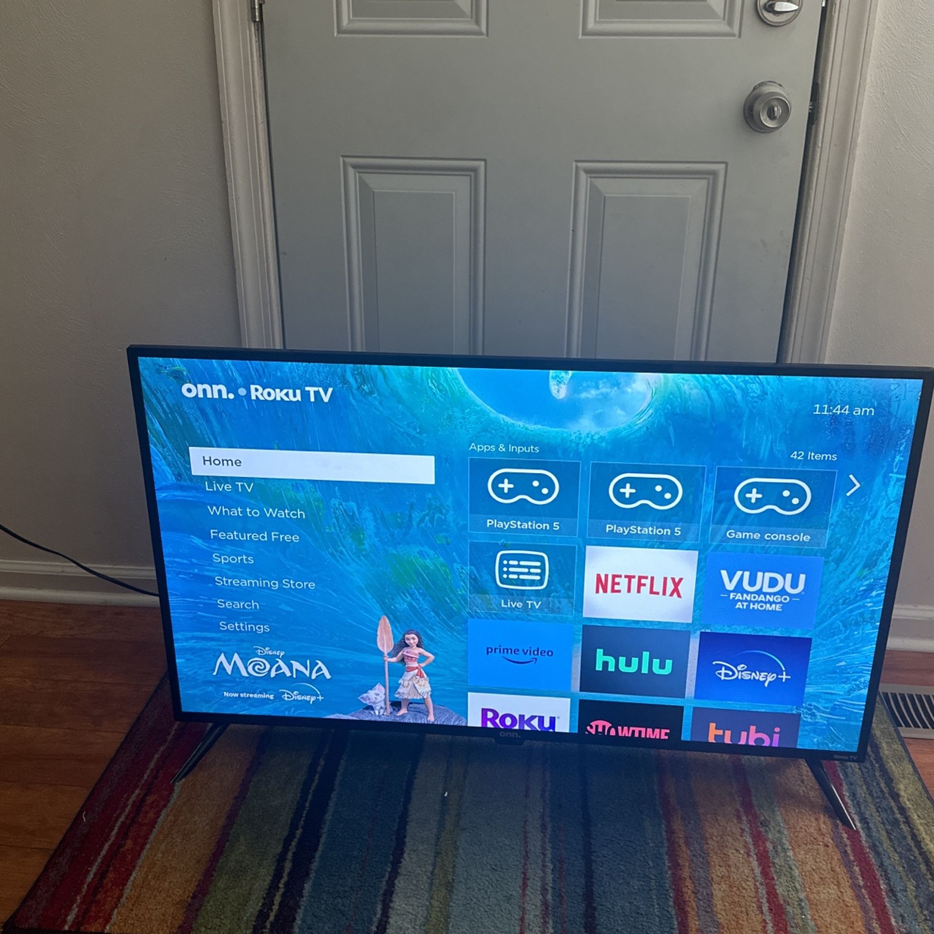 43 Inch Roku onn TV for Sale in South Norfolk, VA - OfferUp