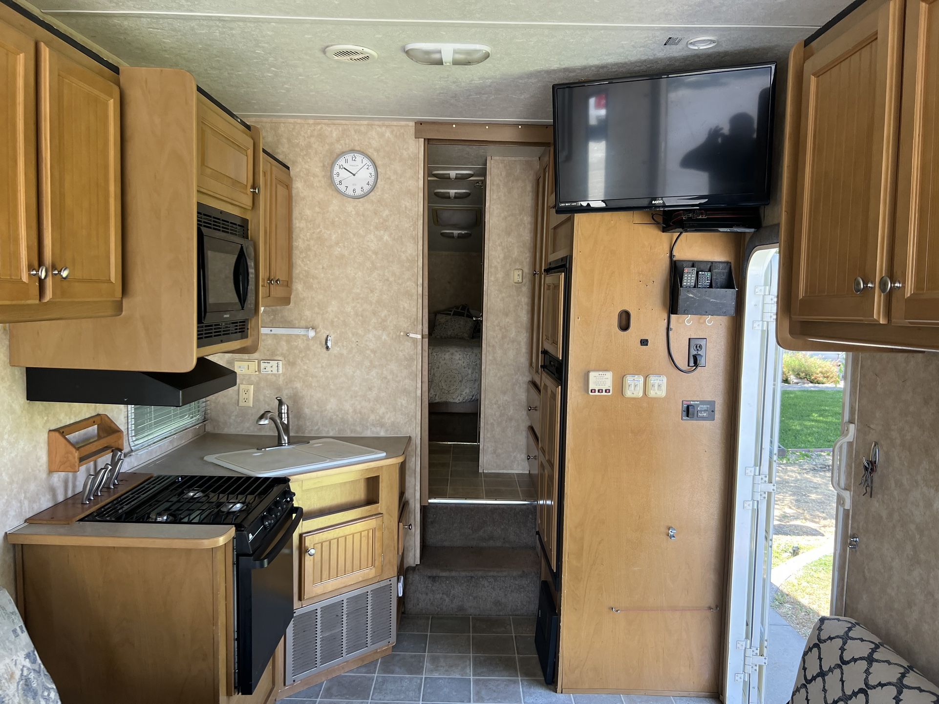 2004 Dutchman Victory Lane 5th Wheel Toy Hauler for Sale in Modesto, CA ...