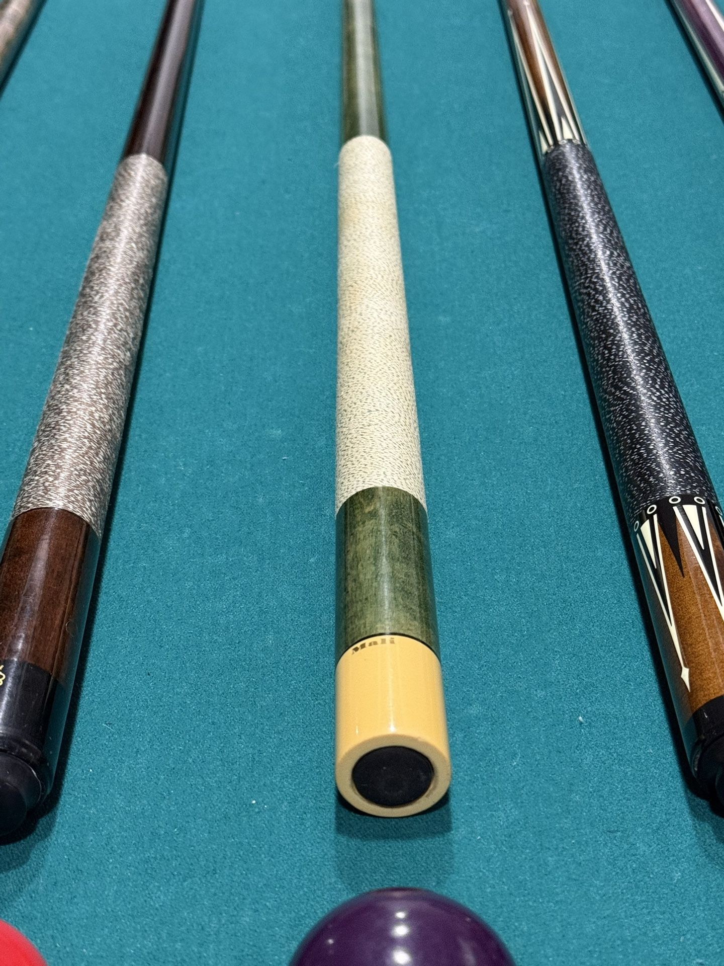 Mali 386-94 Pool Cue for Sale in Bellevue, WA - OfferUp