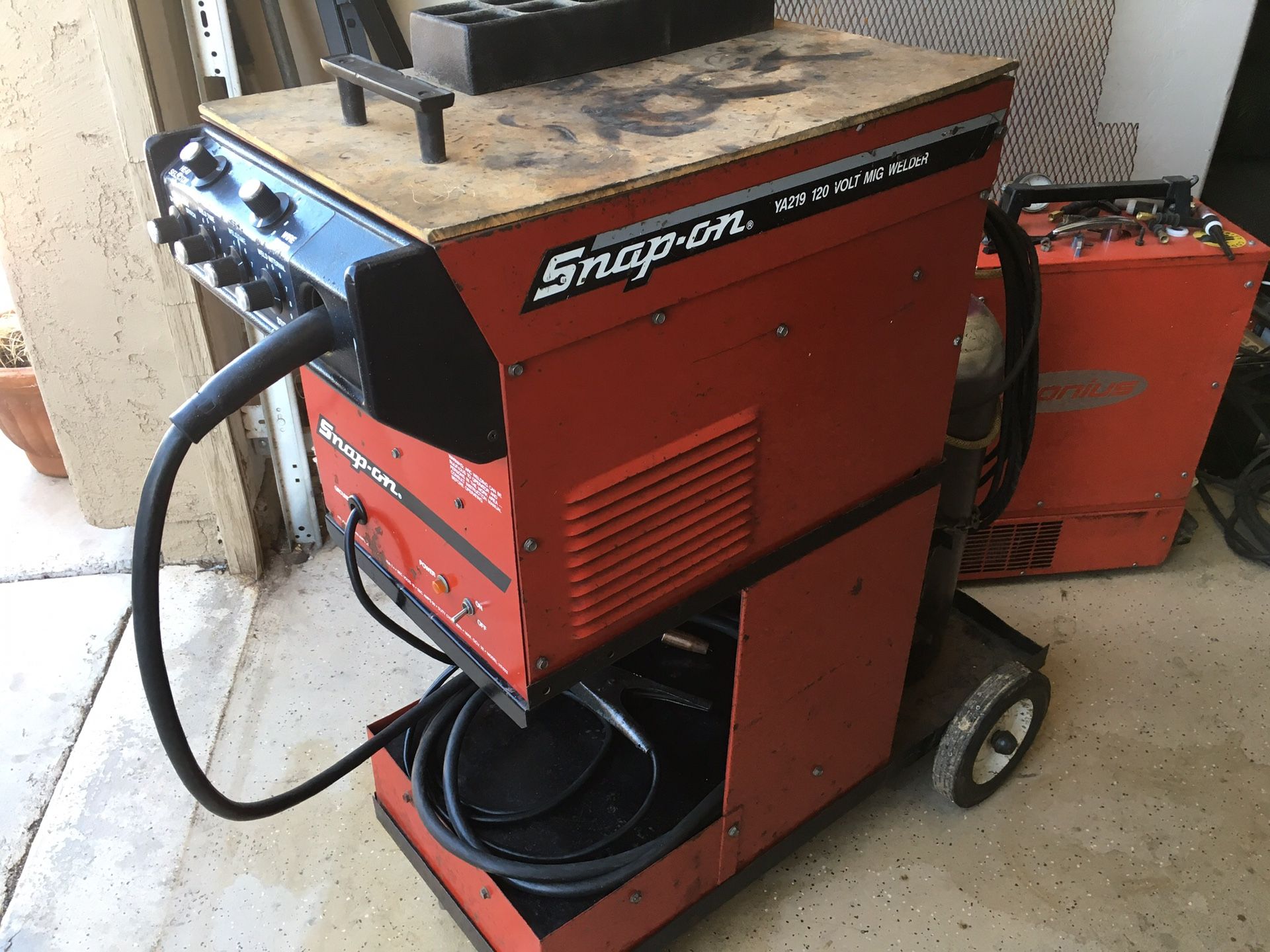 Snap on YA219 MIG welder 120v for Sale in Tempe, AZ - OfferUp