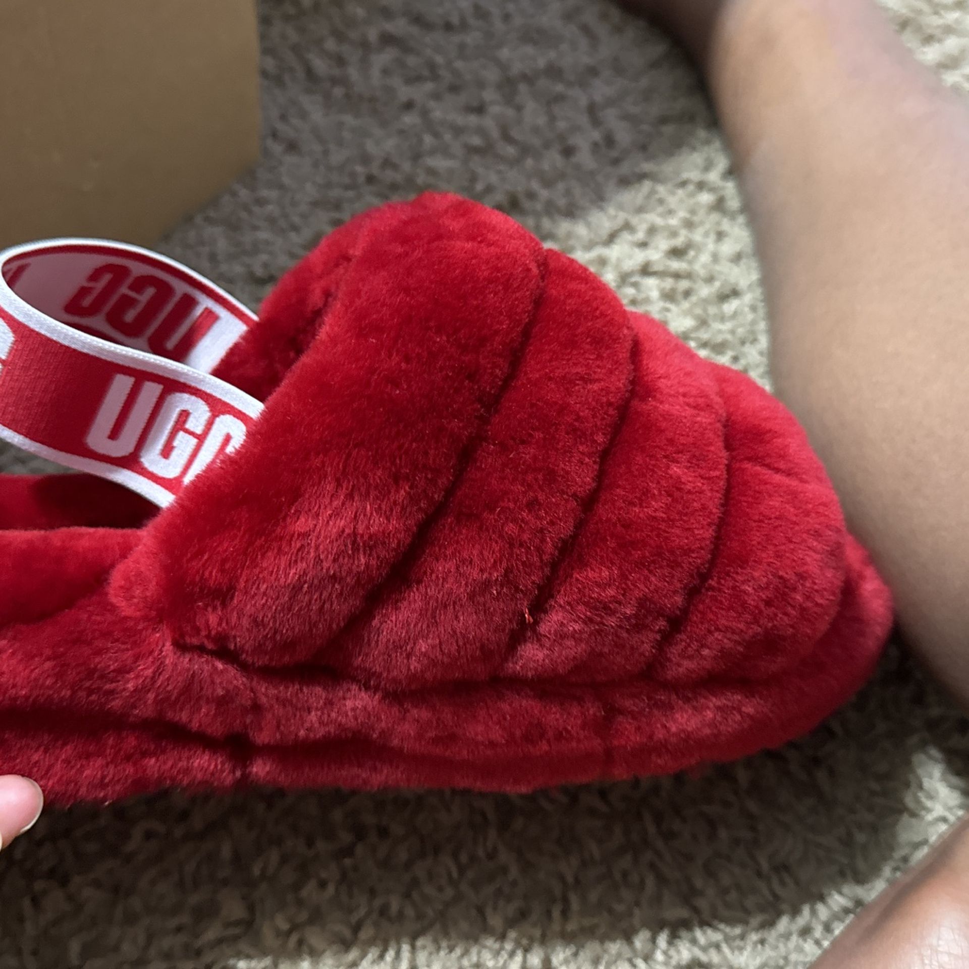 Ugg Women’s Slippers for Sale in Decatur, AL - OfferUp