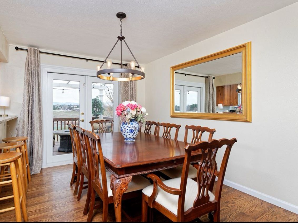 Lexington Cherry Dining Room Set