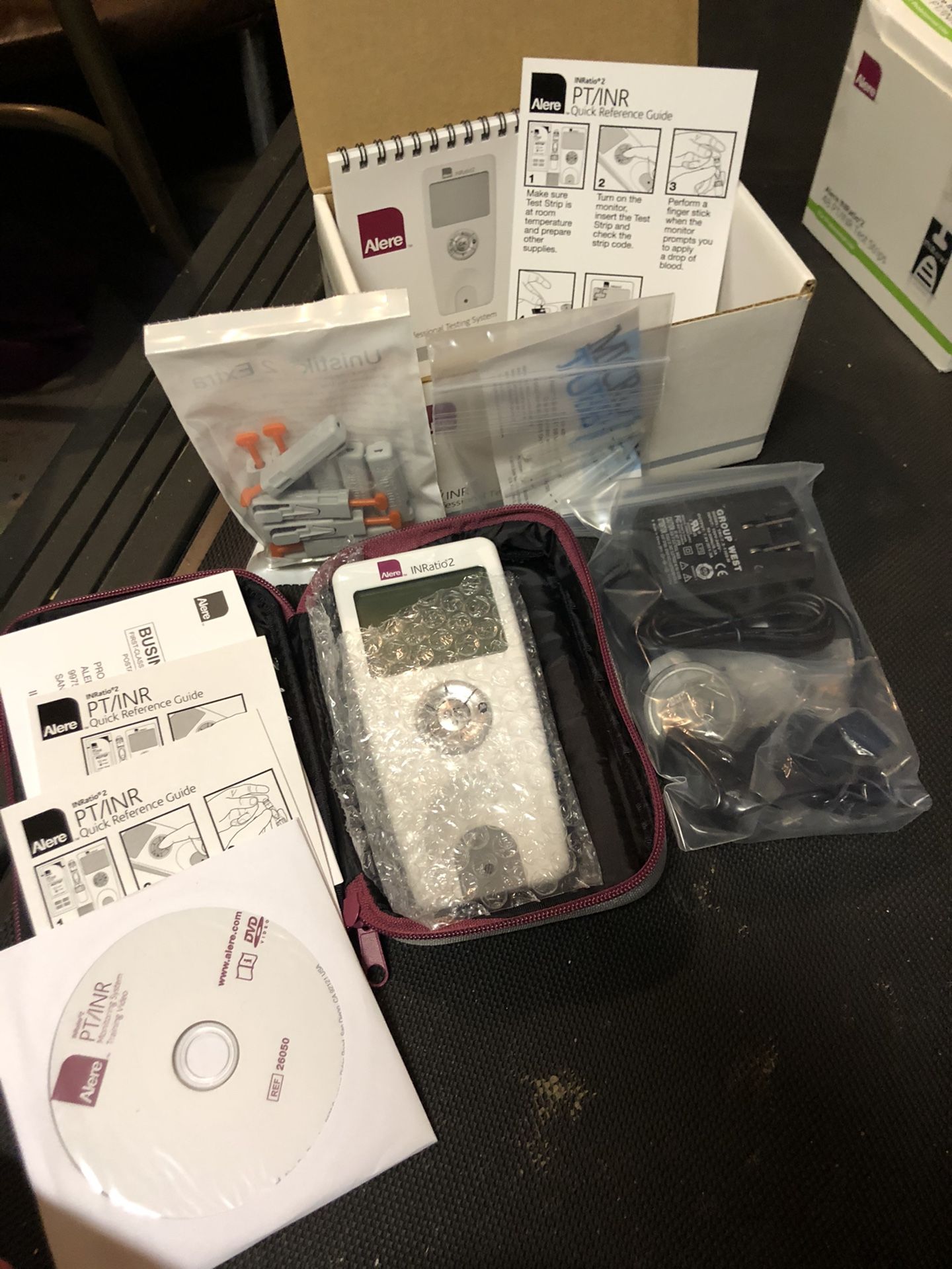 Alere pt inr ratio2 testing kit finger stick, New But Open Box for Sale ...