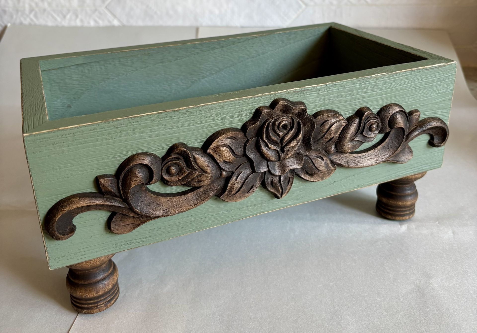 Decorative Green Wooden Box On Risers With Floral Wood Onlay for Sale ...