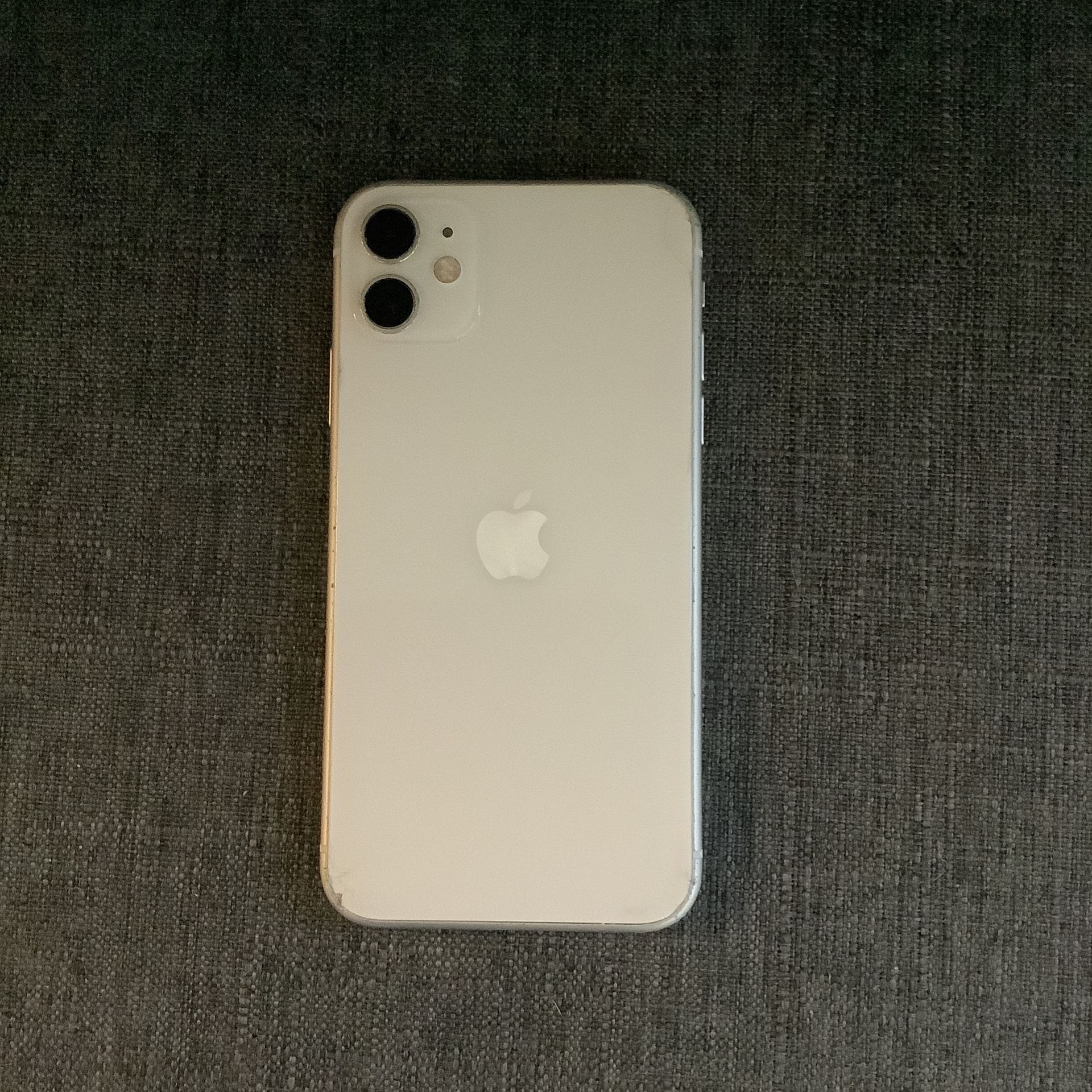 iPhone 11 Unlocked for Sale in Tulare, CA - OfferUp