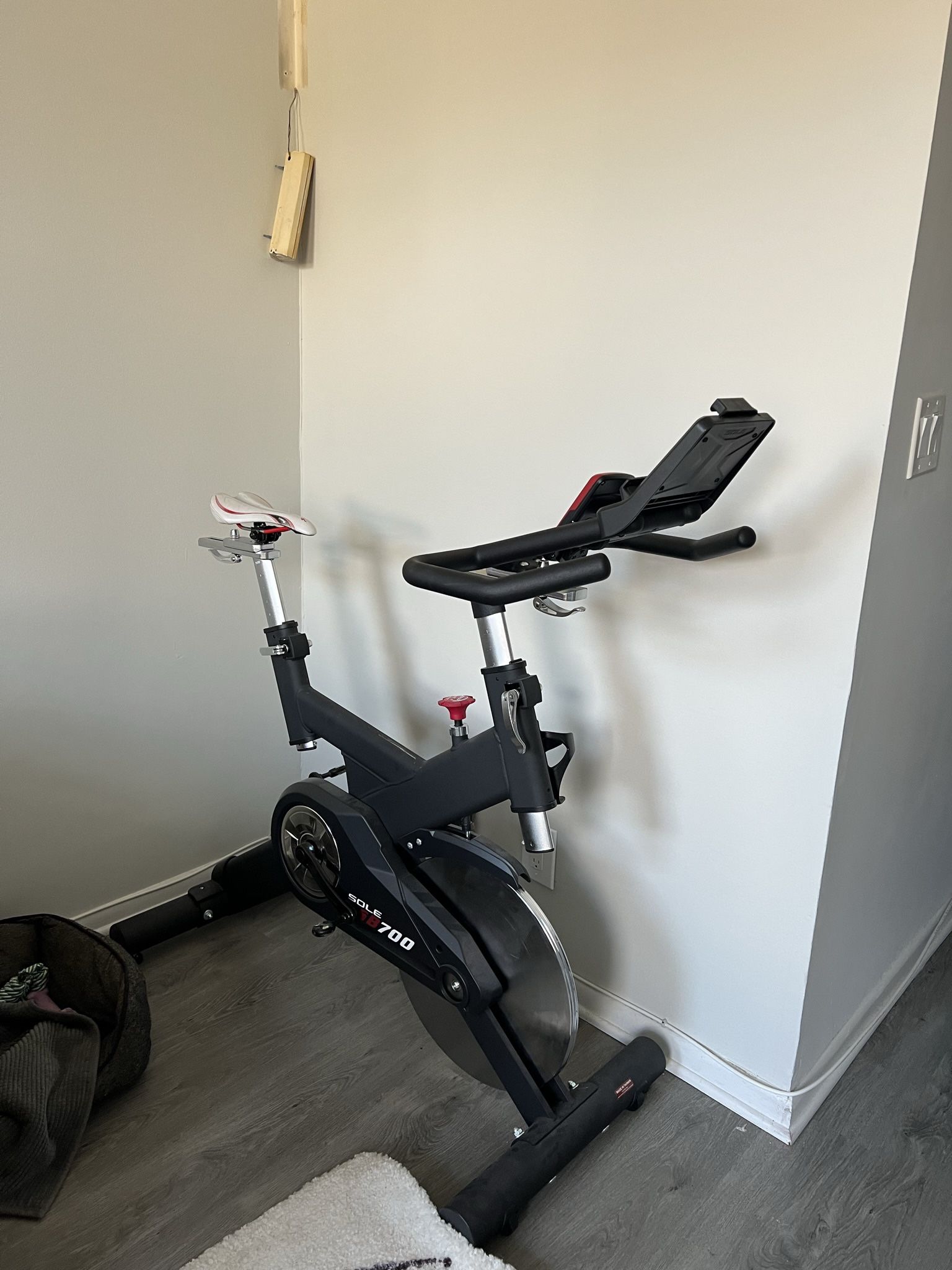 Sole 700 Exercise Bike | atelier-yuwa.ciao.jp