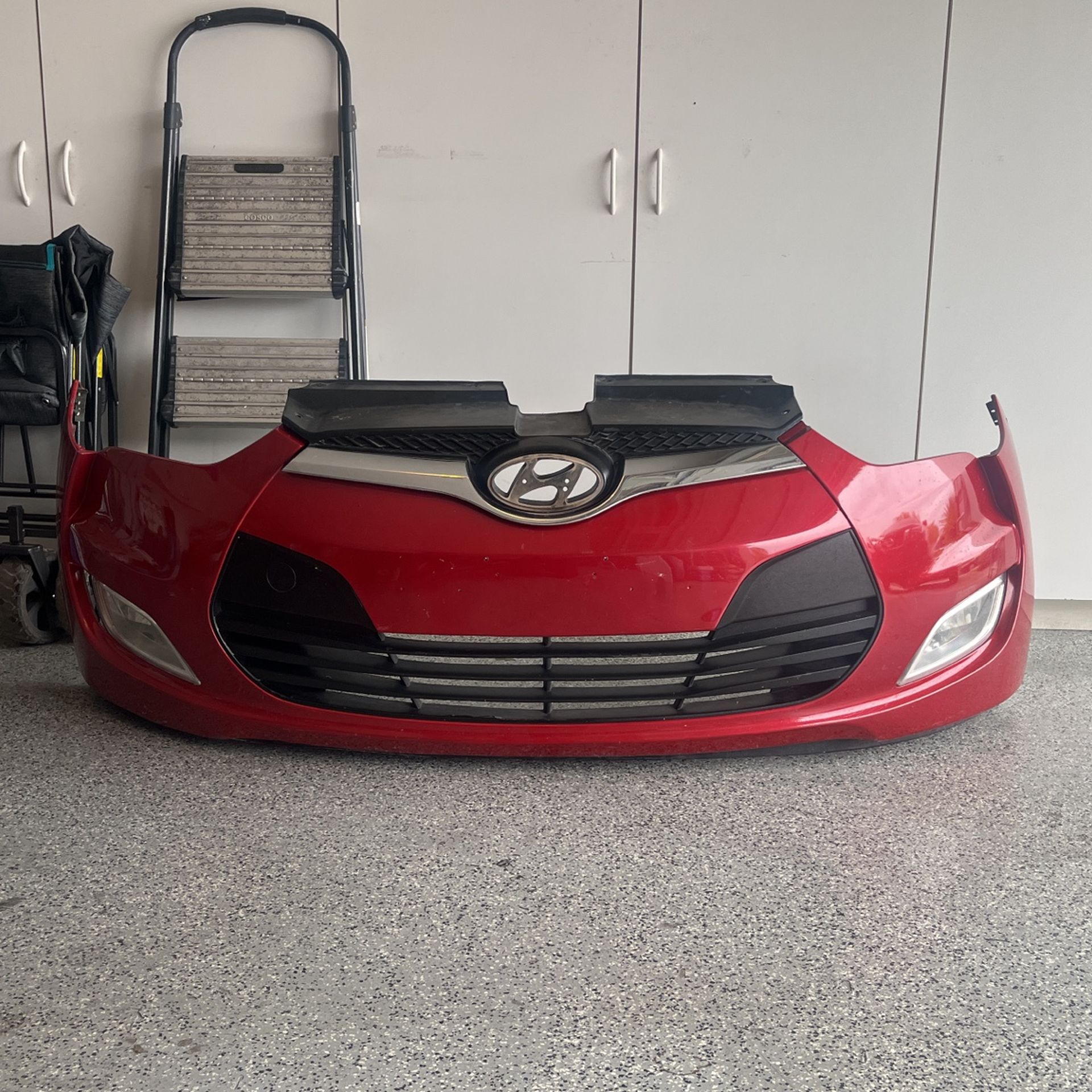 Hyundai Veloster Front Bumper for Sale in Glendale, AZ - OfferUp