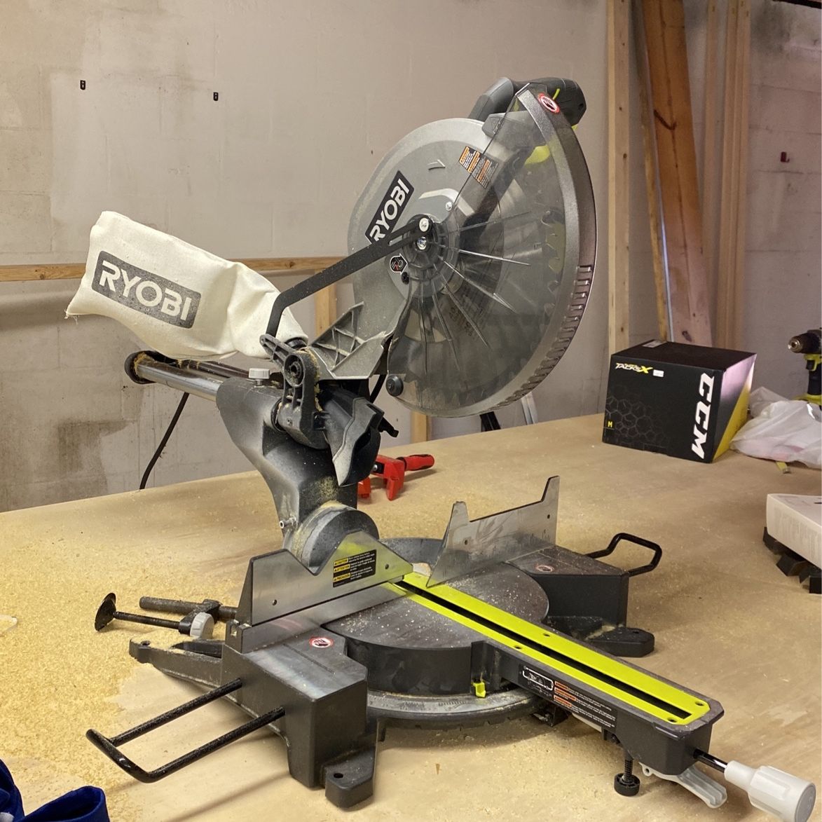 Miter Saw Ryobi