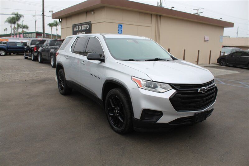 2018 Chevrolet Traverse LS for Sale in Los Angeles, CA - OfferUp
