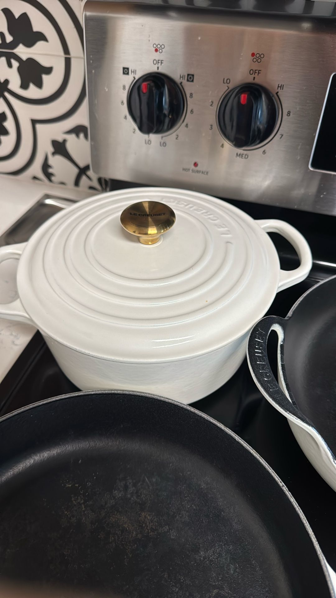Le Creuset Set Of Pots And Pans With Lids for Sale in Scottsdale, AZ ...