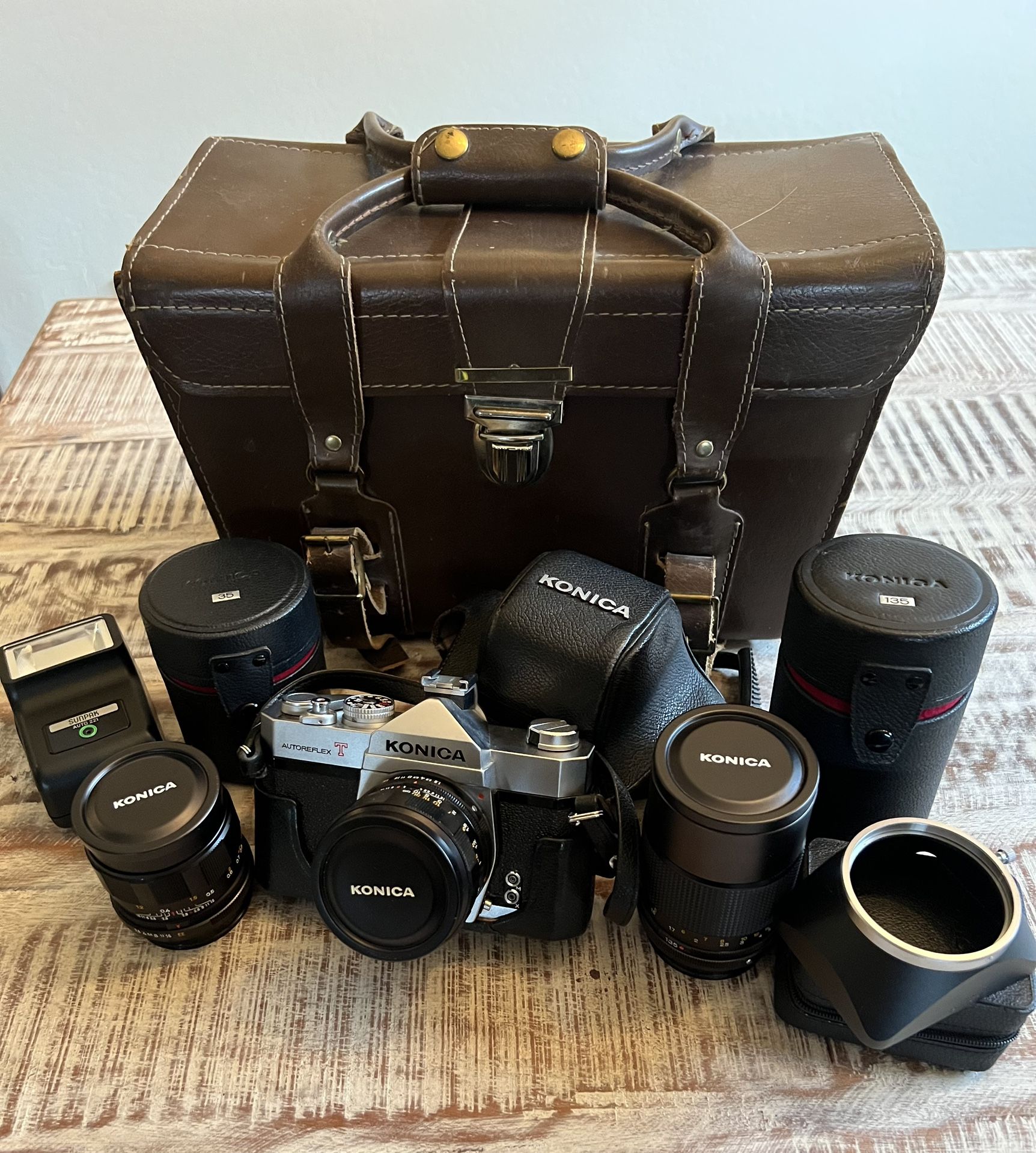Vintage Konica Auto reflex T Film Camera Set- 3 Hexanon Lenses, Flash ...