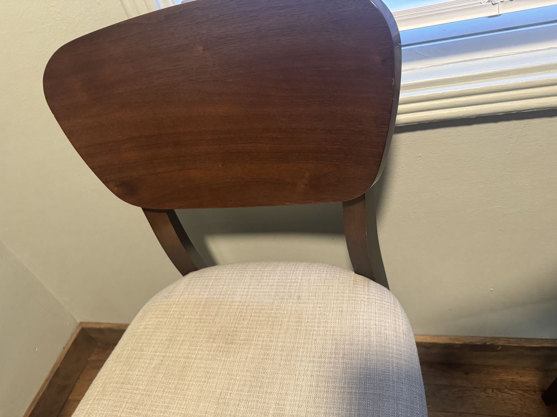 Dania Dining Table With 4 Chairs for Sale in Seattle, WA - OfferUp