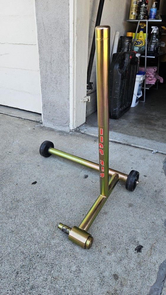 Pitbull Single Swing Arm Stand Rear for Sale in Pico Rivera, CA - OfferUp