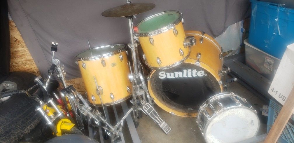 Sunlite Drums Set for Sale in Stockton, CA - OfferUp
