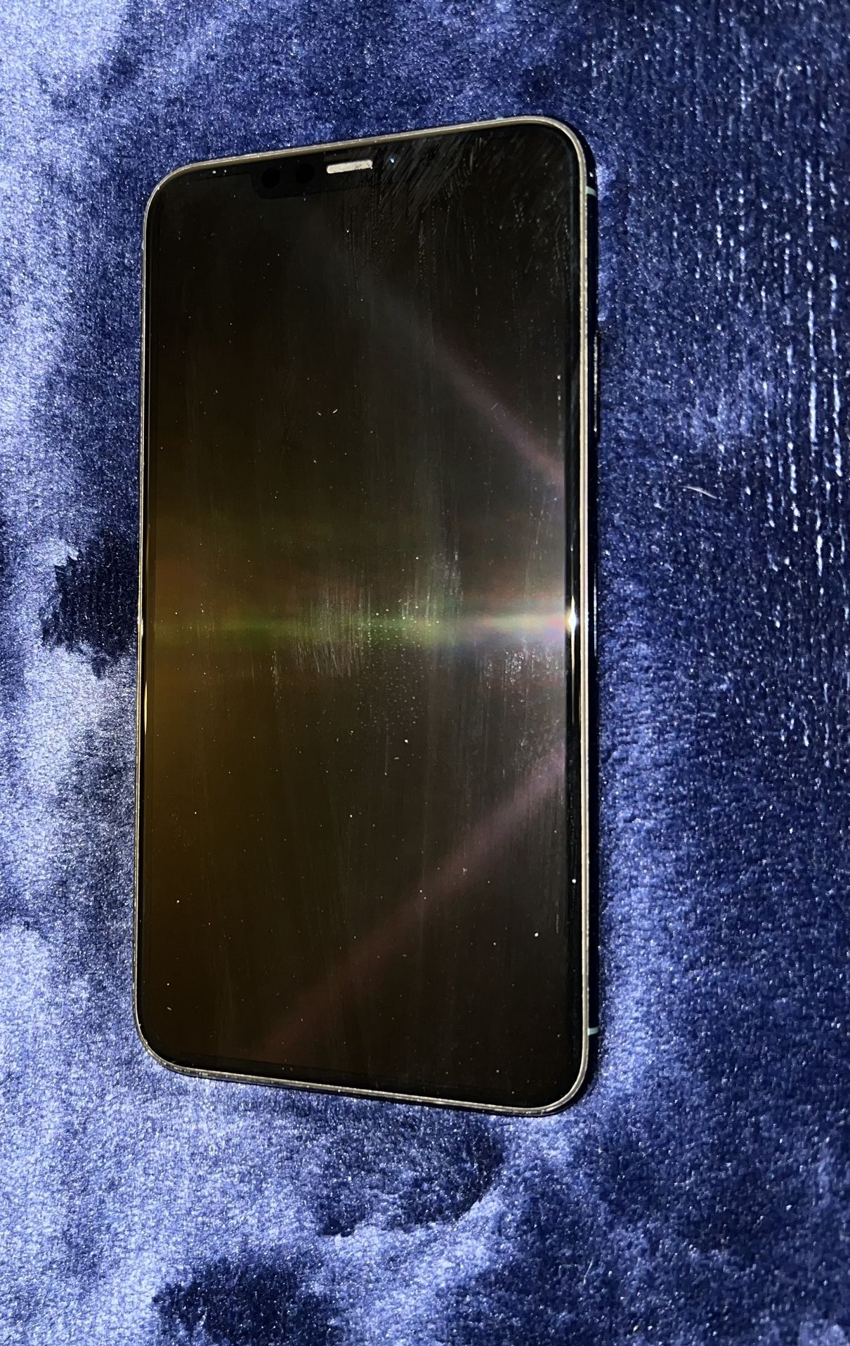 Excellent condition iPhone 11 Pro Max 256GB for Sale in Lancaster, CA ...