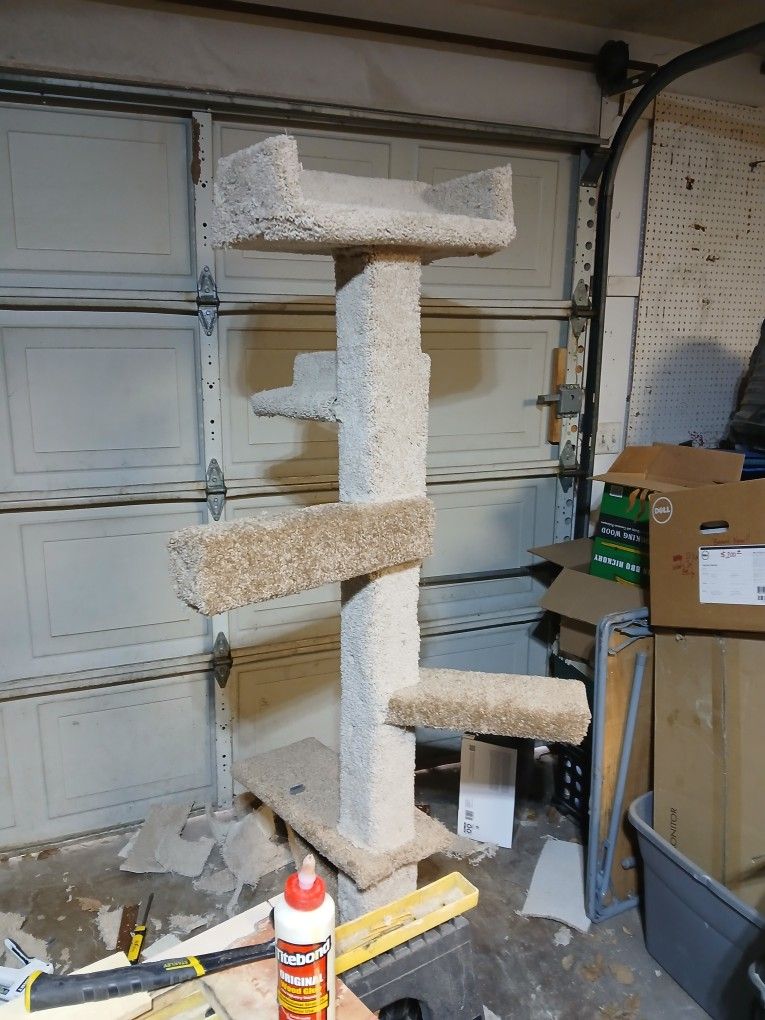 Cat Tree for Sale in Richardson, TX - OfferUp