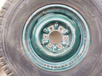 Vintage 6 Lug Chevy Wheels 16 Inch for Sale in San Fernando, CA - OfferUp