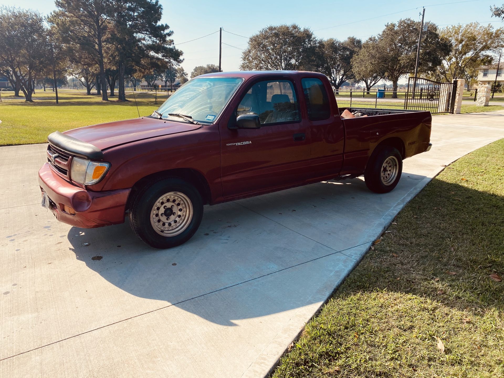 1997 Toyota Tacoma for Sale in Rosenberg, TX - OfferUp