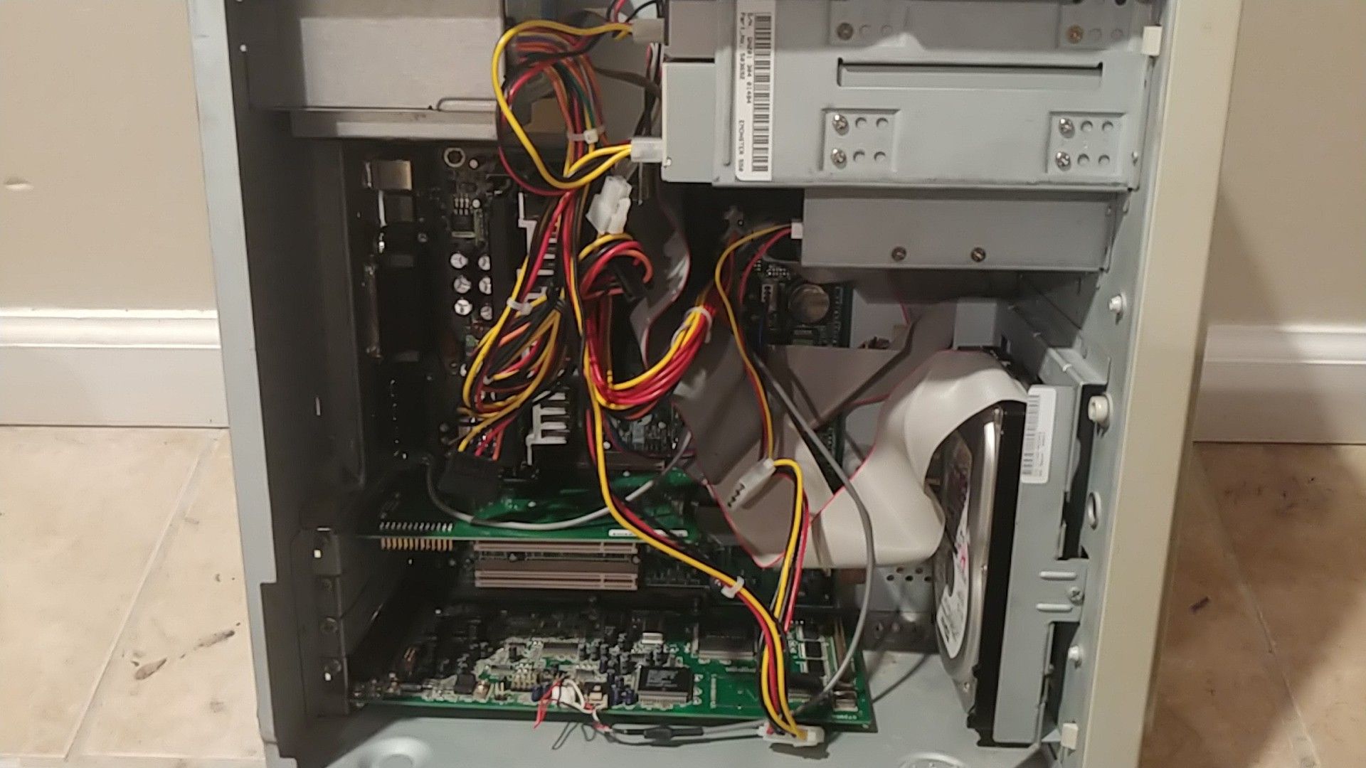 eMachines eMonster 550 - 1998 Vintage Gaming PC for Sale in Washington ...