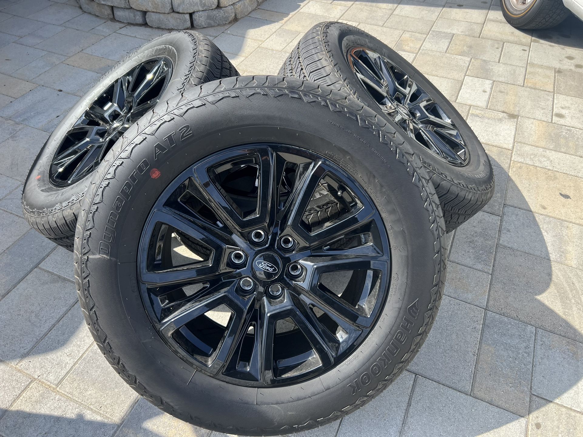 2024 Ford F150 Factory Gloss Black 20” Wheels Tires Ford Expedition for ...