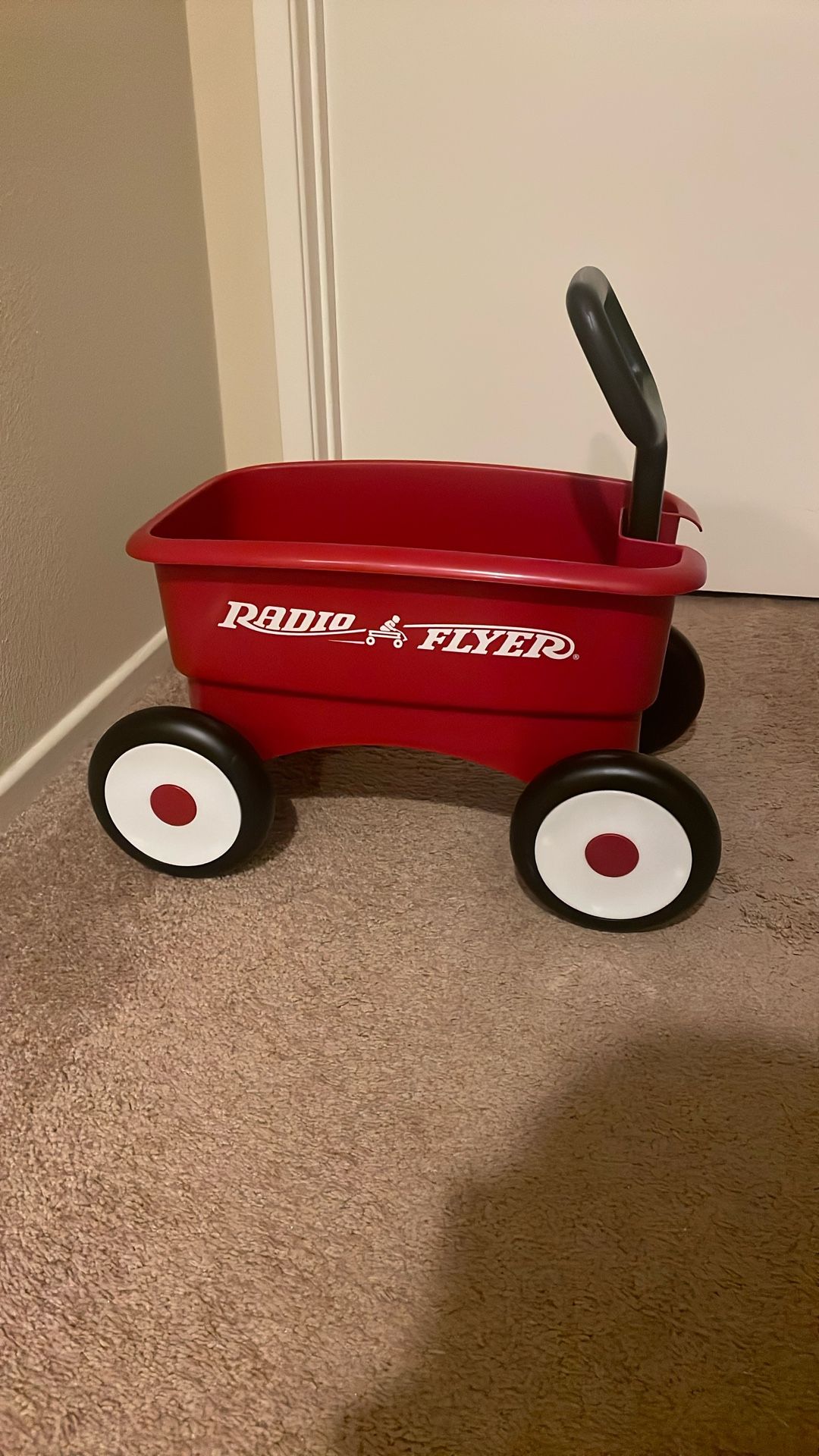 Radio Flyer Push/Pull Wagon for Sale in Lake Elsinore, CA - OfferUp