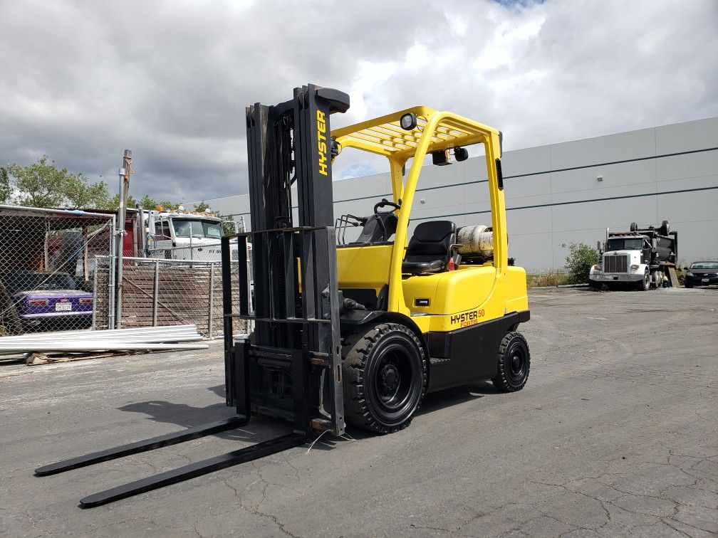Hyster 50 forklift 5000 pound capacity 3 stage sideshift solid ...