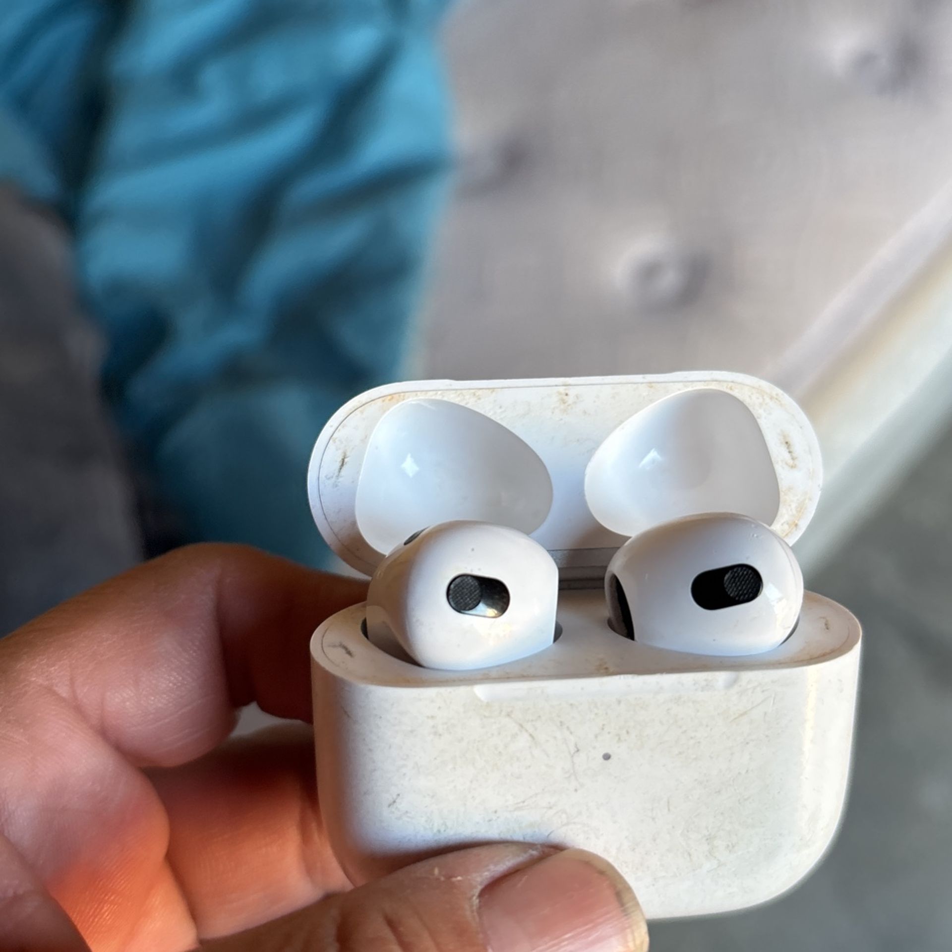Apple Ear Pods 3rd generation for Sale in Fresno, CA - OfferUp