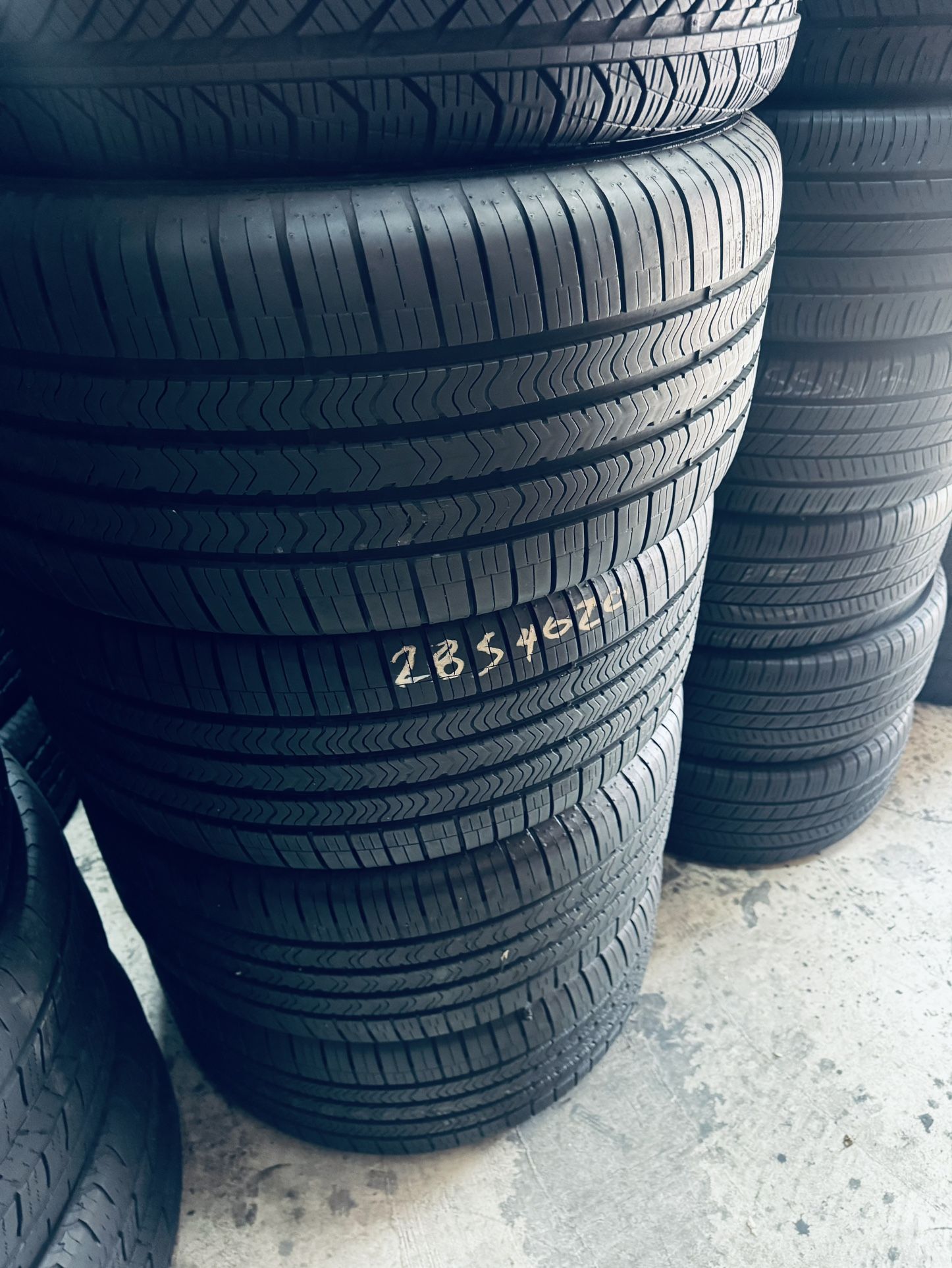 285/40/20 for Sale in Dallas, TX - OfferUp