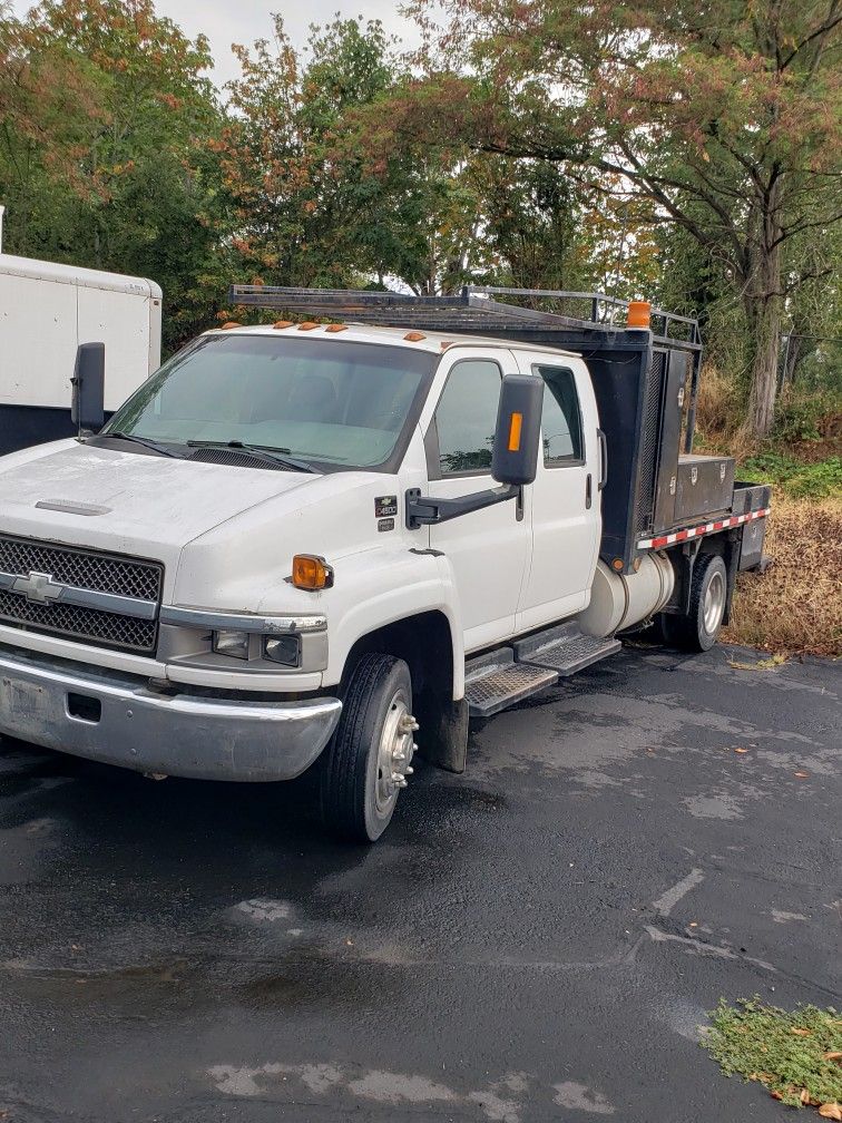2005 Chevrolet C4500 for Sale in Tacoma, WA - OfferUp
