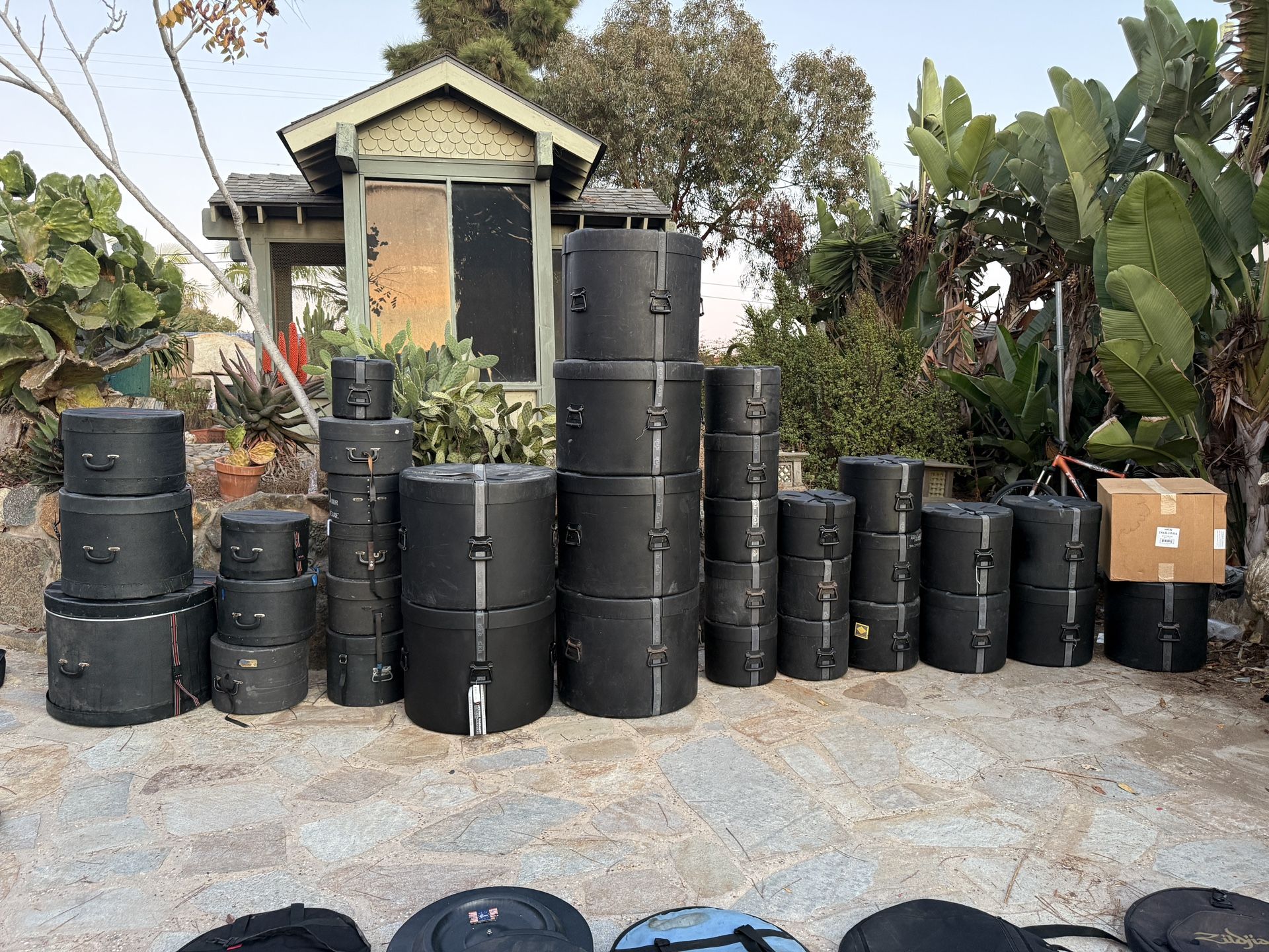 SKB DRUM BASS DRUM TOM CASES PACKAGES SALE for Sale in Encinitas, CA ...