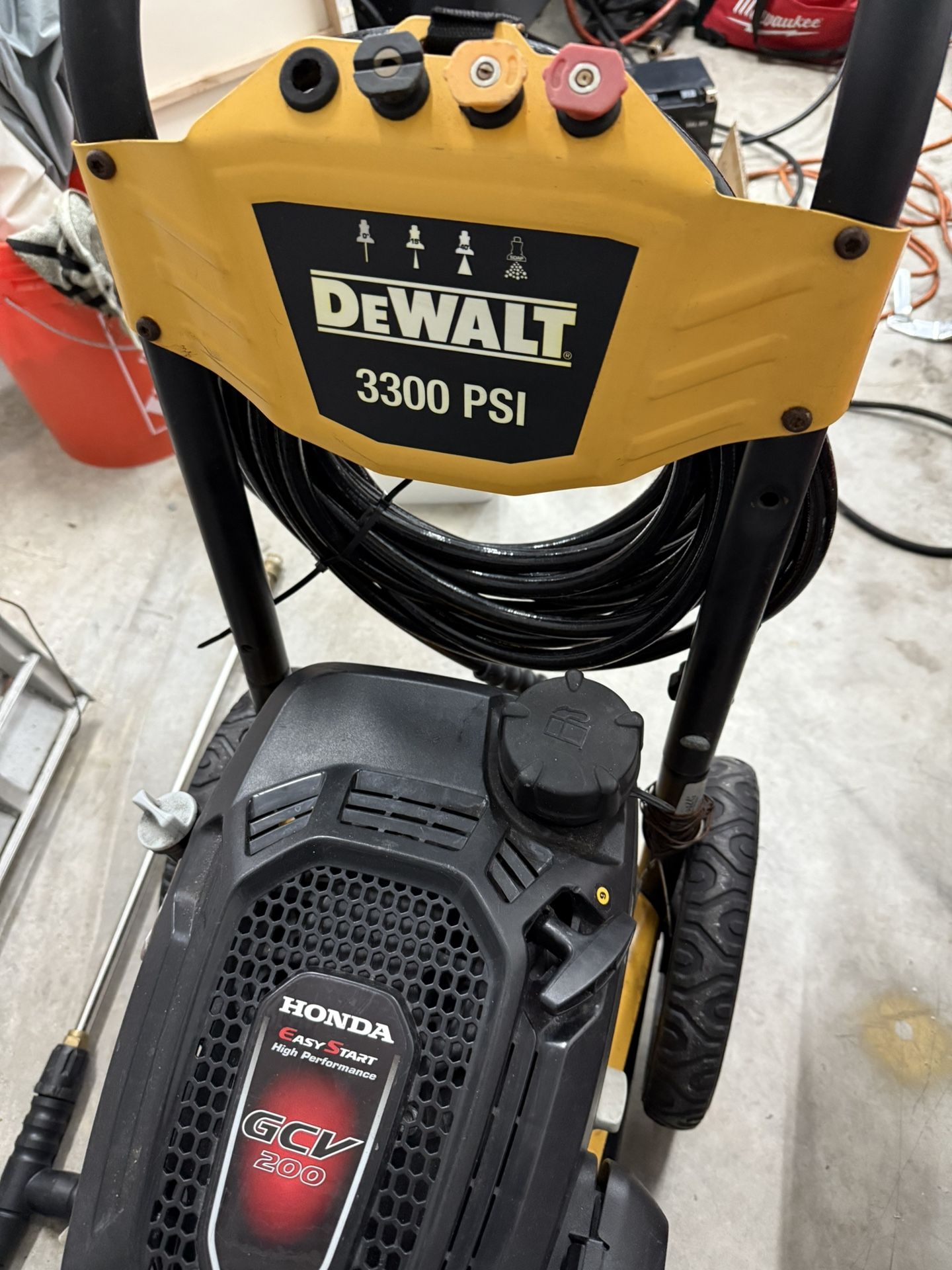 Dewalt 3300psi Pressure Washernull