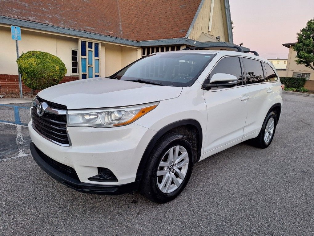 2016 Toyota Highlander for Sale in Torrance, CA - OfferUp