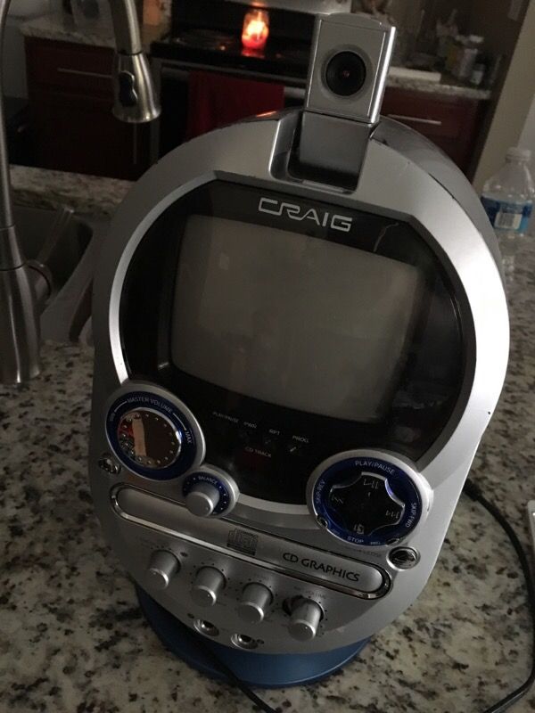 Karaoke Machine With Screen And Camera
