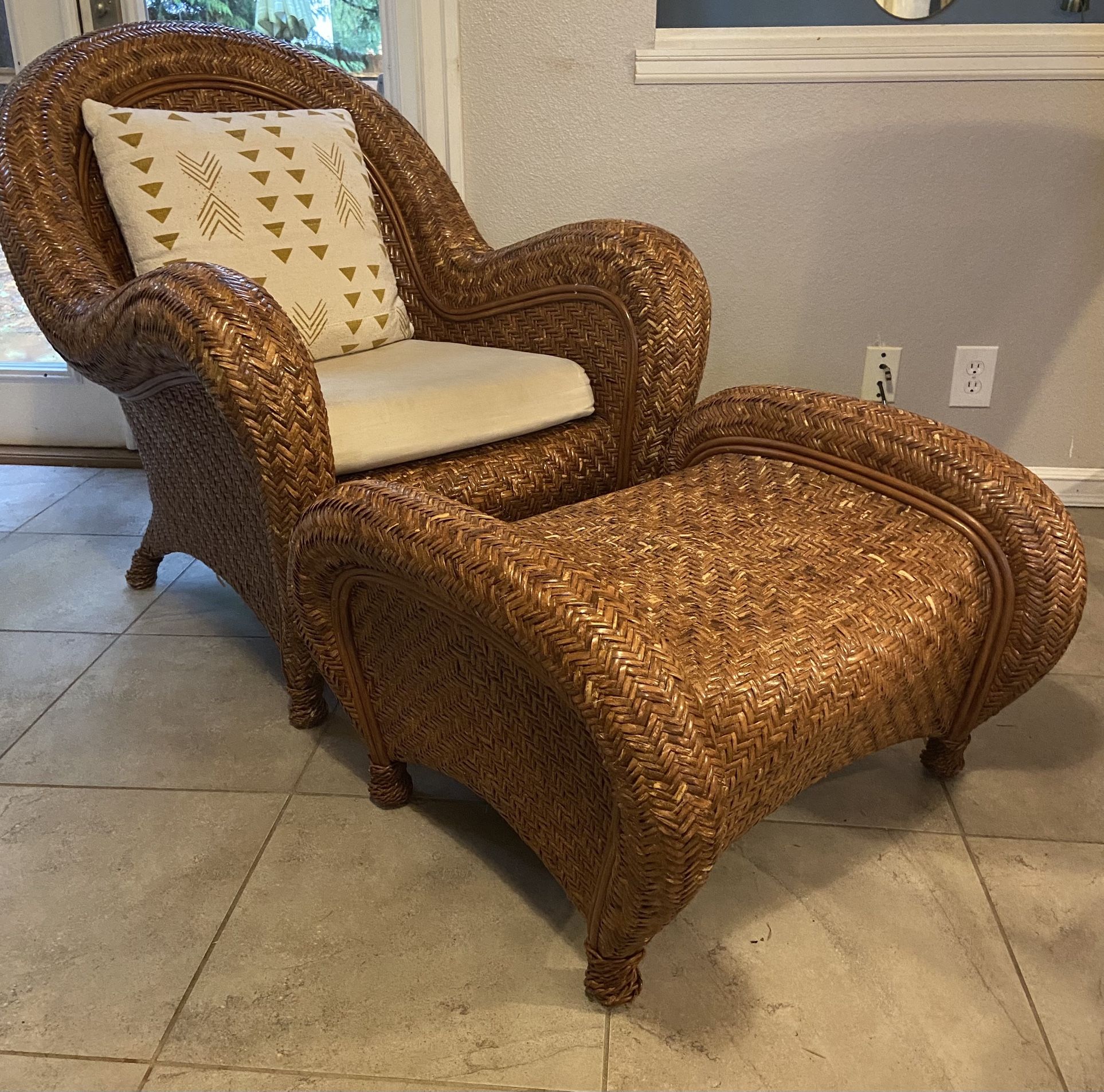 Pottery Barn Rattan Malabar Chair And Ottoman for Sale in Poulsbo, WA ...