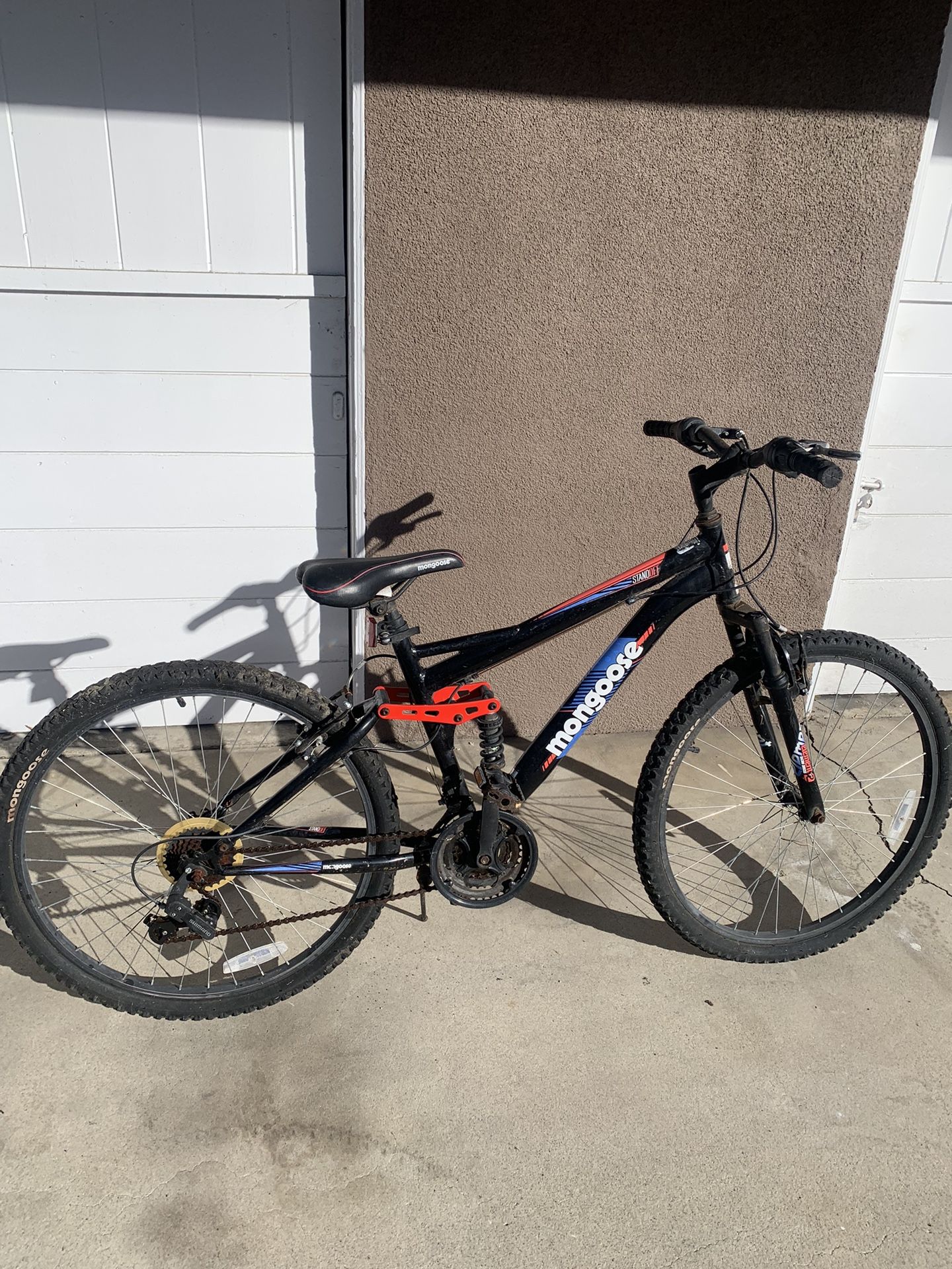 Mongoose Standoff 26” -Black/red for Sale in Paramount, CA - OfferUp