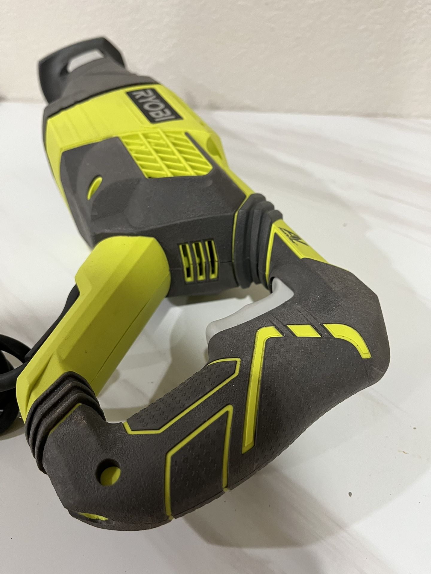 Ryobi RJ1861V Corded 12 amp Variable Speed Reciprocating Saw Tools Machinery