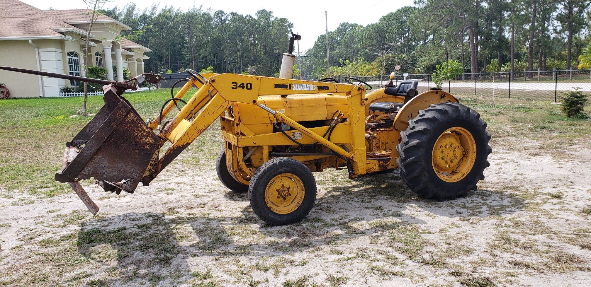 Diesel tractor ford 340b loader for Sale in Loxahatchee, FL - OfferUp