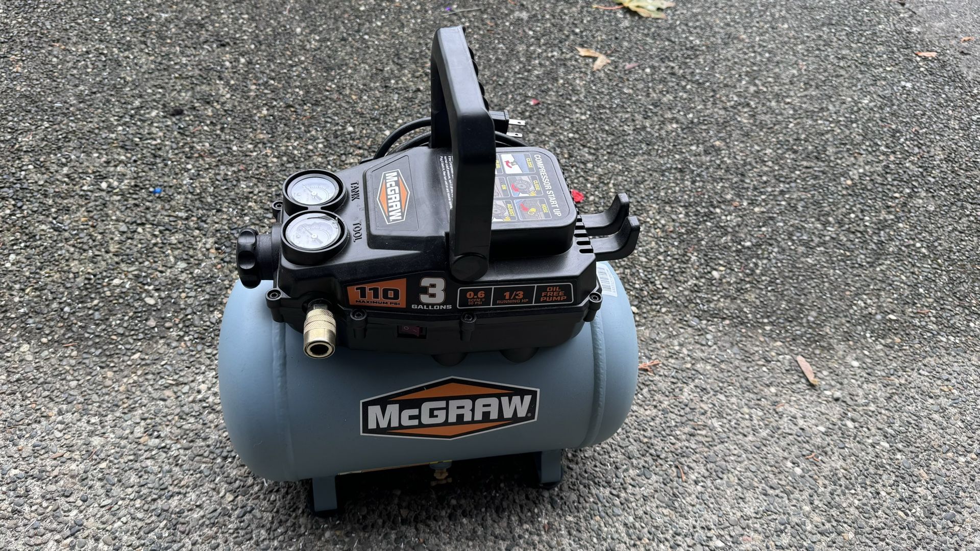 Mcgraw 3lb Air Compressor (oil-less) for Sale in Federal Way, WA - OfferUp