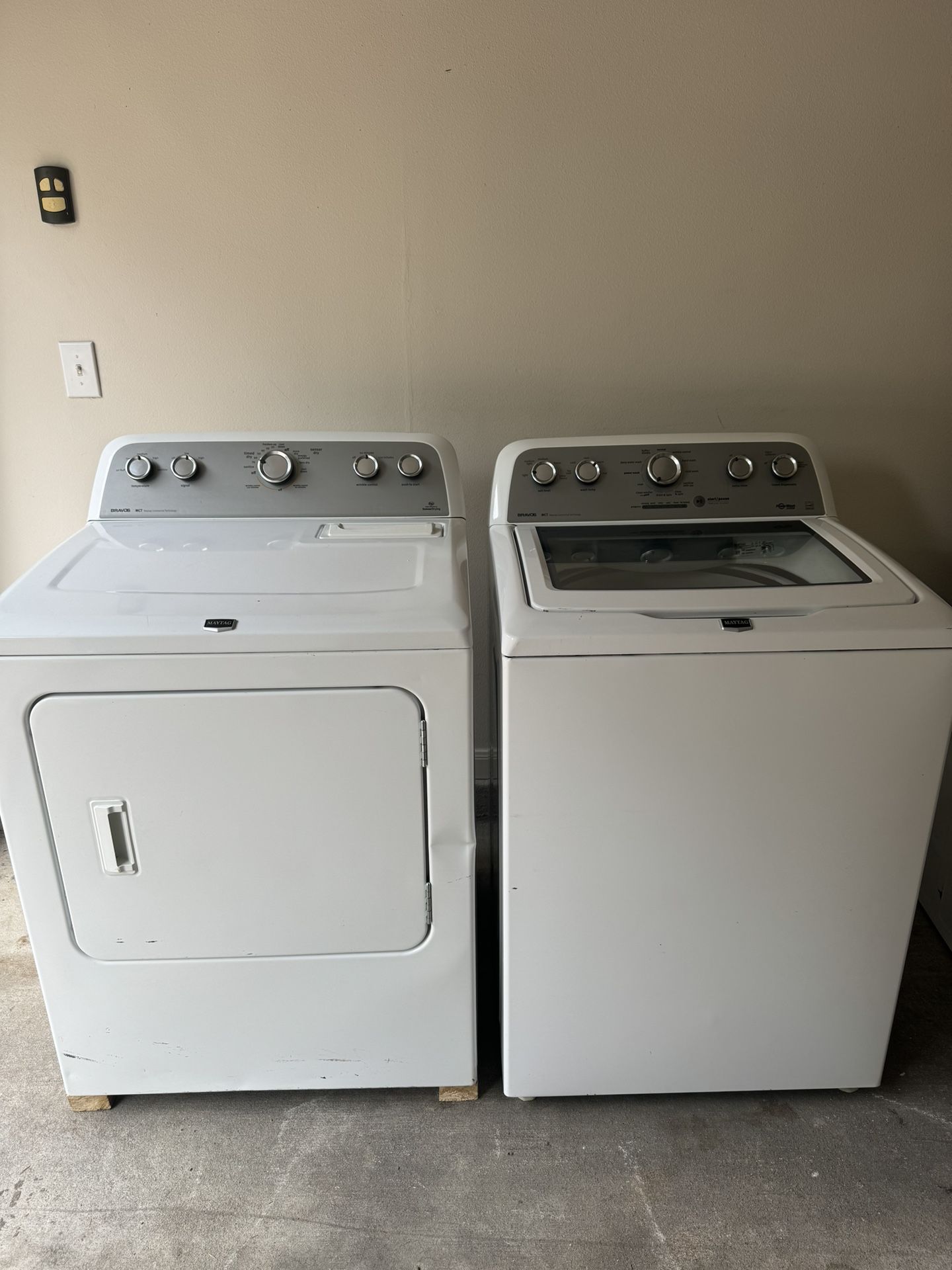 Washer and Dryer Set Maytag 30 days warranty for Sale in Hurst, TX ...