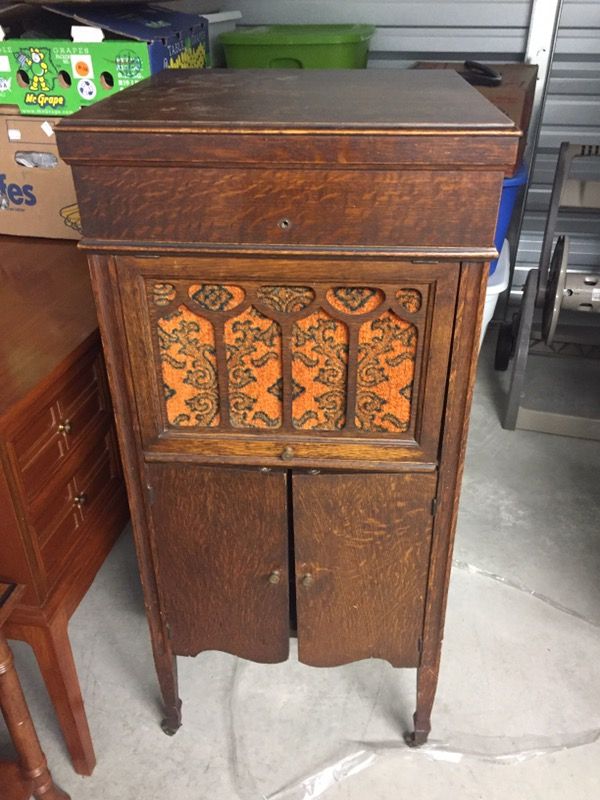 1917 Cheney Talking Machine Victrola for Sale in Des Moines, IA - OfferUp