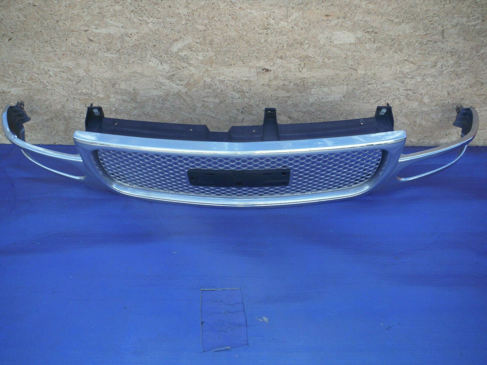 01 02 03 04 05 06 2001 2002 2003 2004 2005 2006 GMC SIERRA DENALI FRONT ...