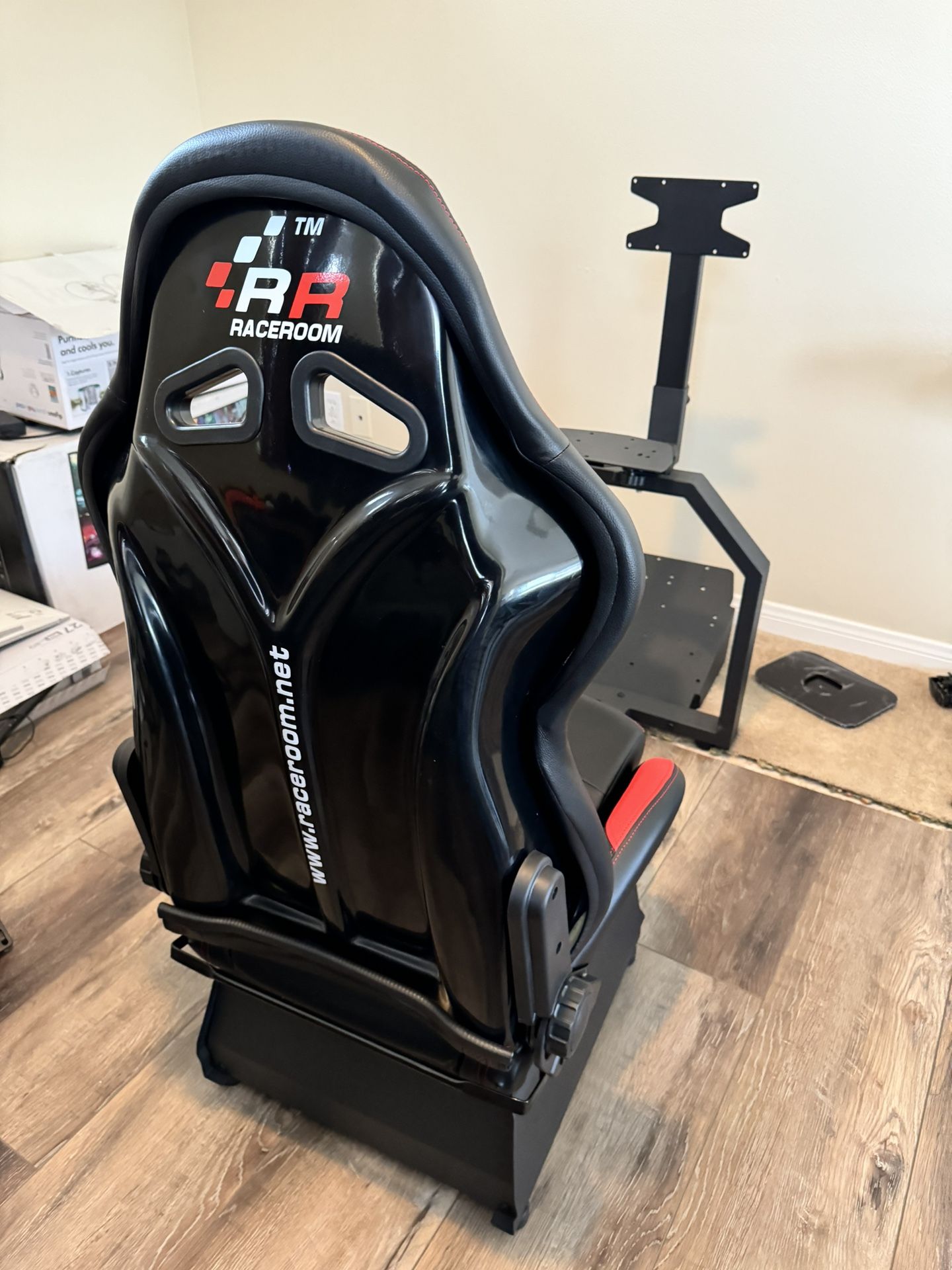 Brand new sim racing rig for Sale in Temecula, CA - OfferUp