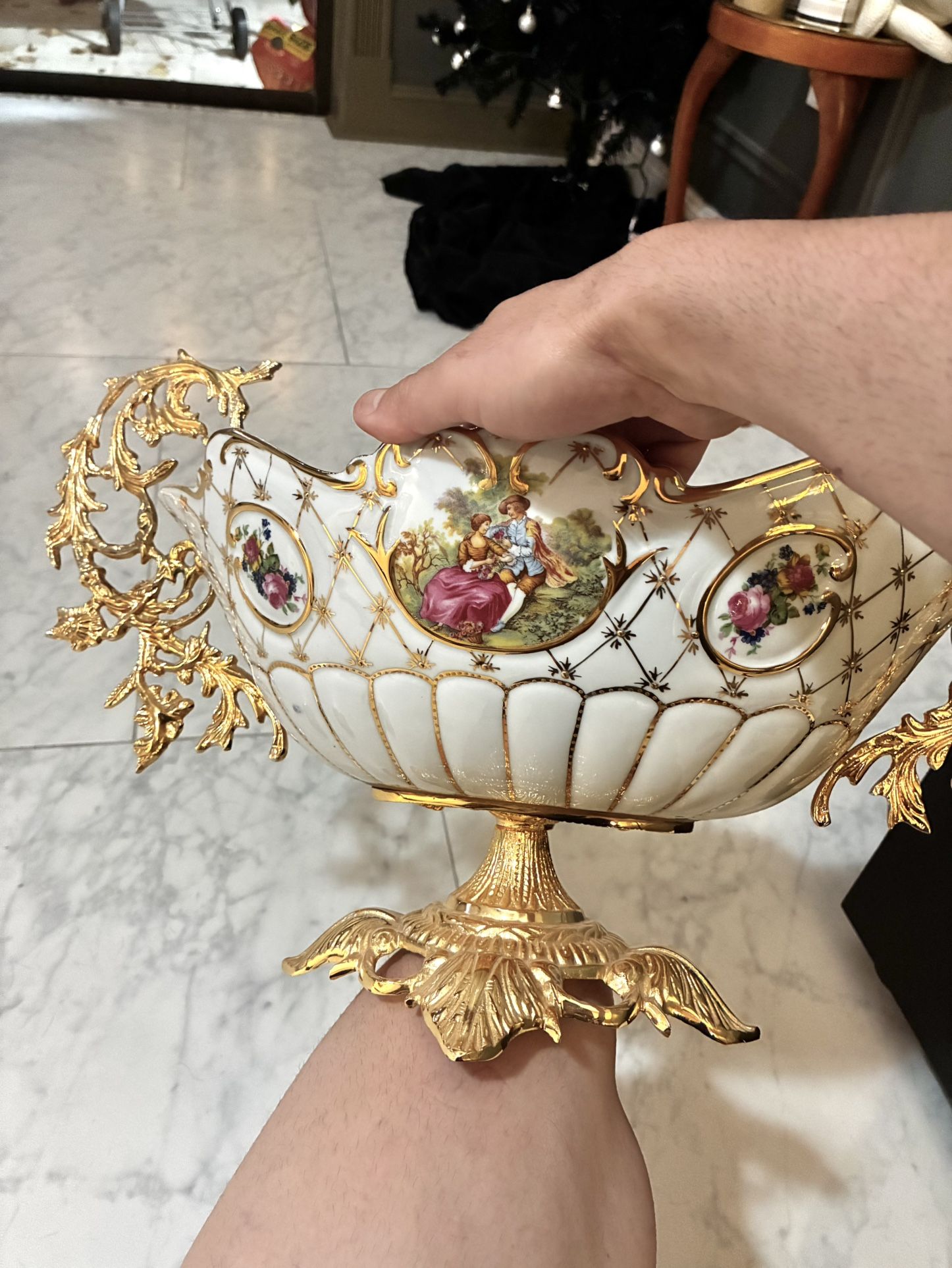 Vintage Vase for Sale in New Port Richey, FL - OfferUp