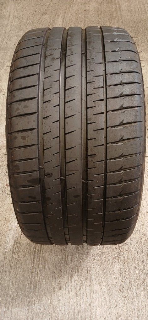 285/30ZR20 285/30R20 285/30/20 285-30-20 for Sale in El Monte, CA - OfferUp