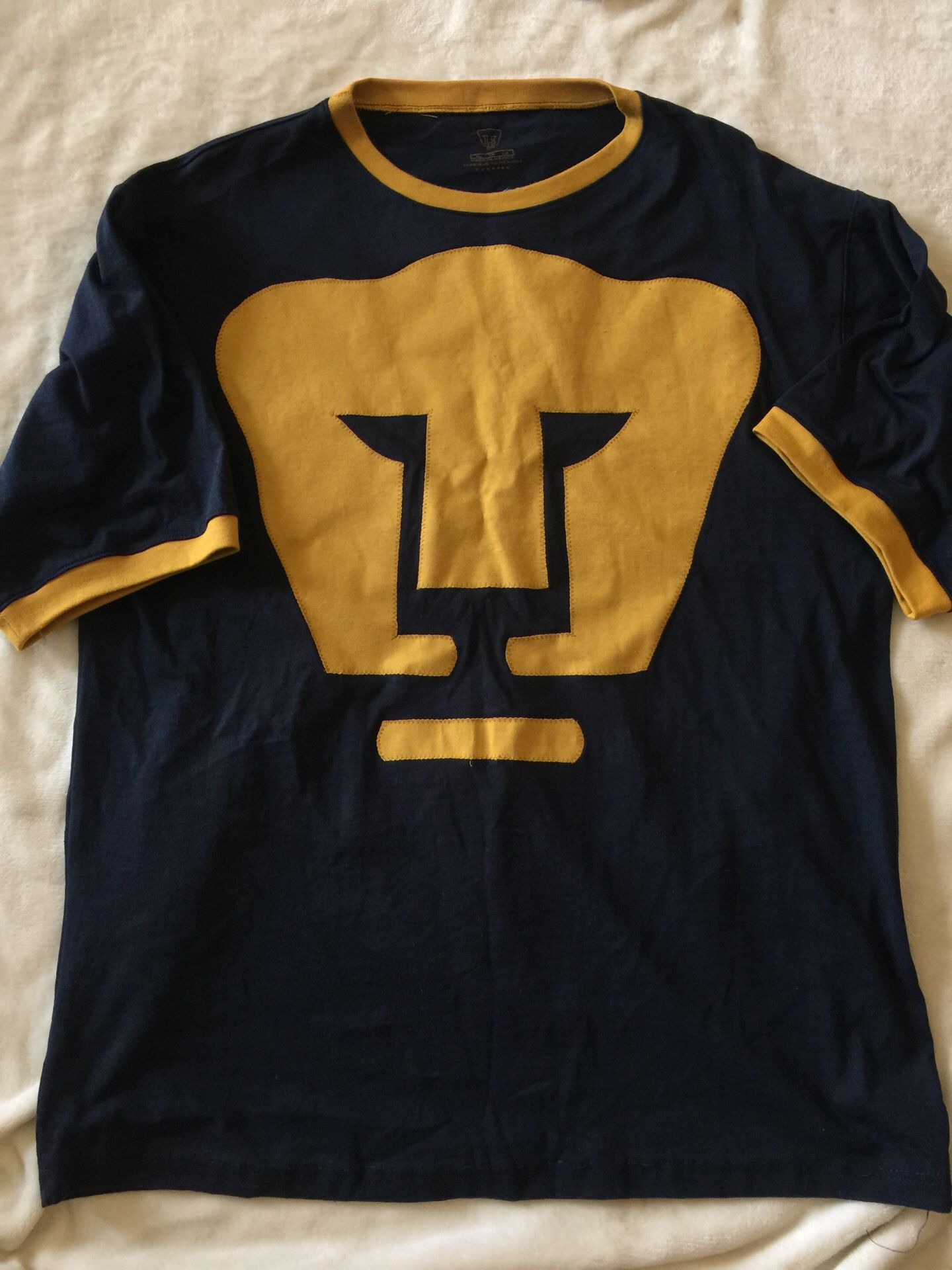 Pumas Unam Retro Hugo Sánchez XL for Sale in West Covina, CA - OfferUp