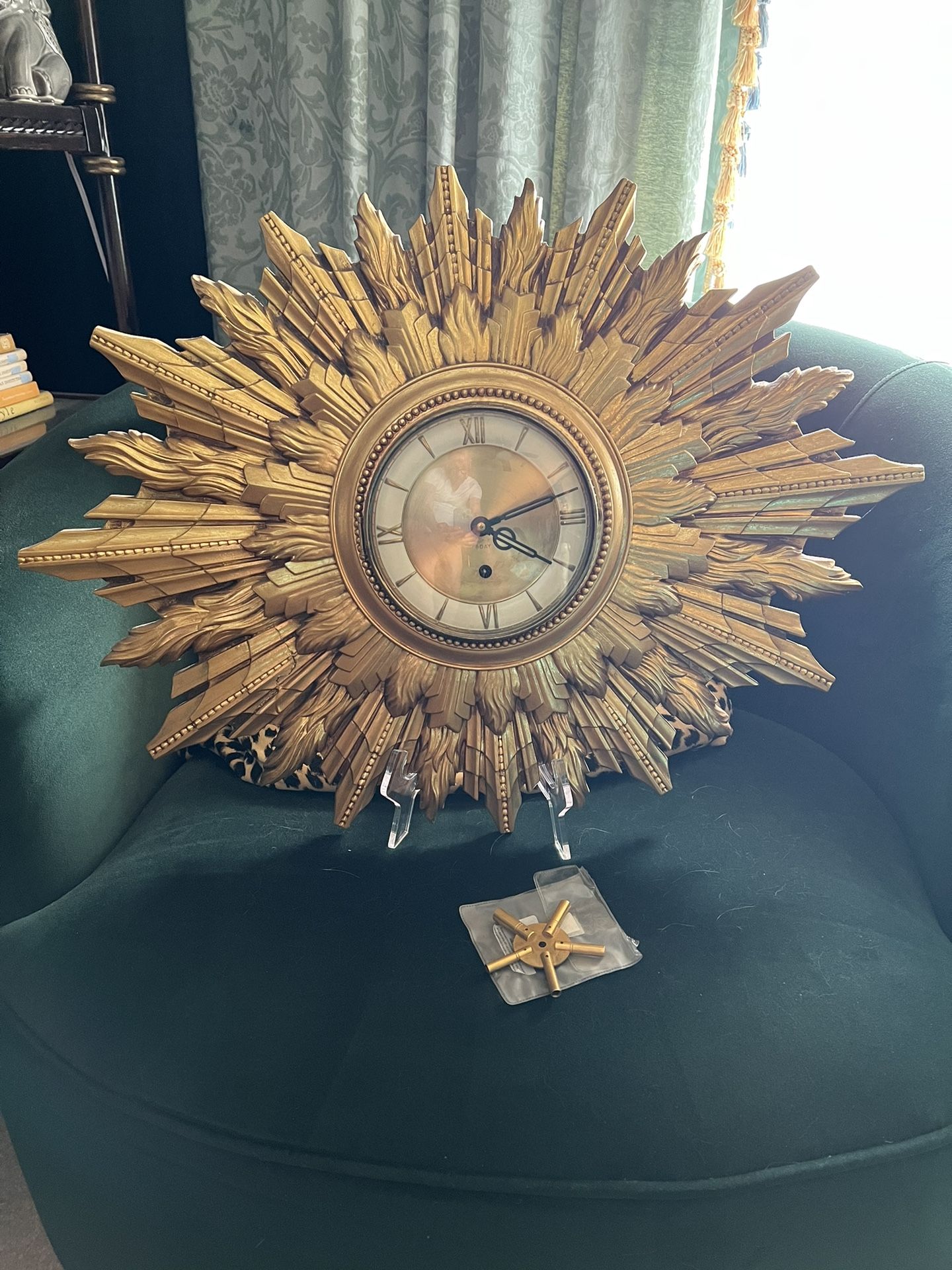 Vintage Sunburst Key wind Clock-WORKS for Sale in Sacramento, CA - OfferUp