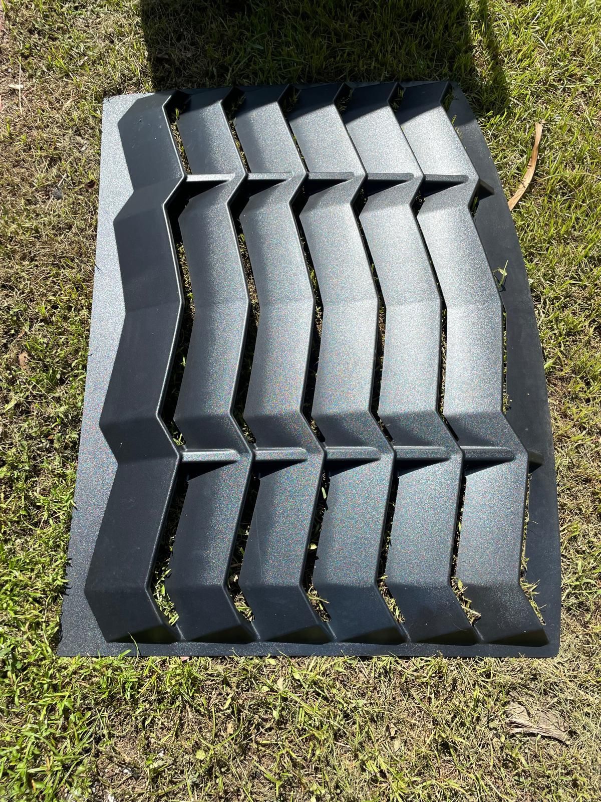 Rear Window Louver Plastic Cover for Sale in Flamingo, FL - OfferUp