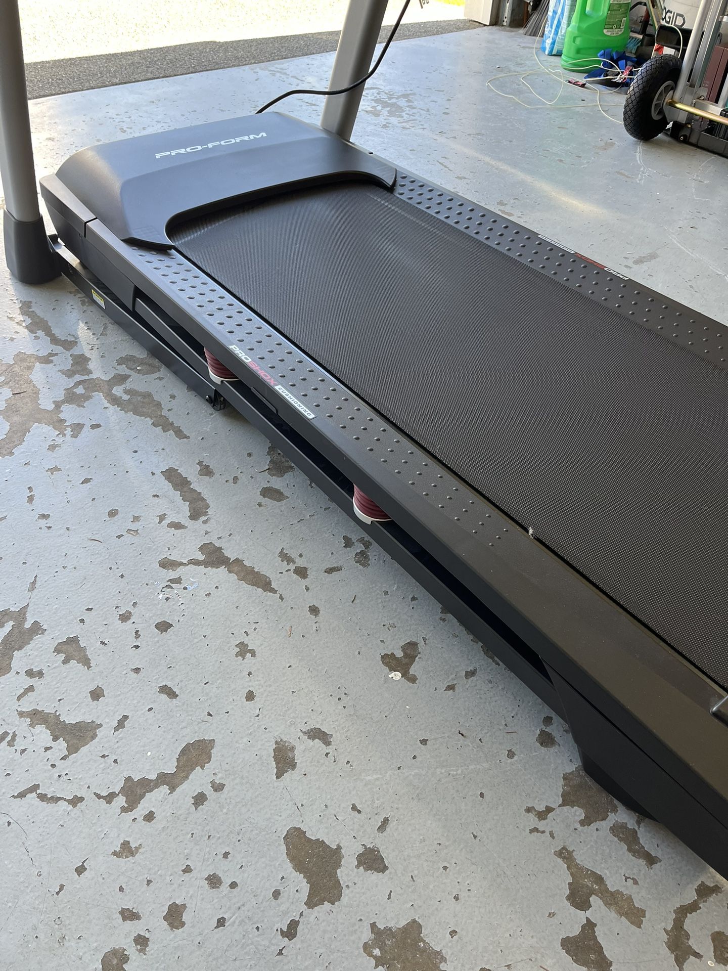 Pro-Form Treadmill With Proshox Cushioning for Sale in Bothell, WA ...